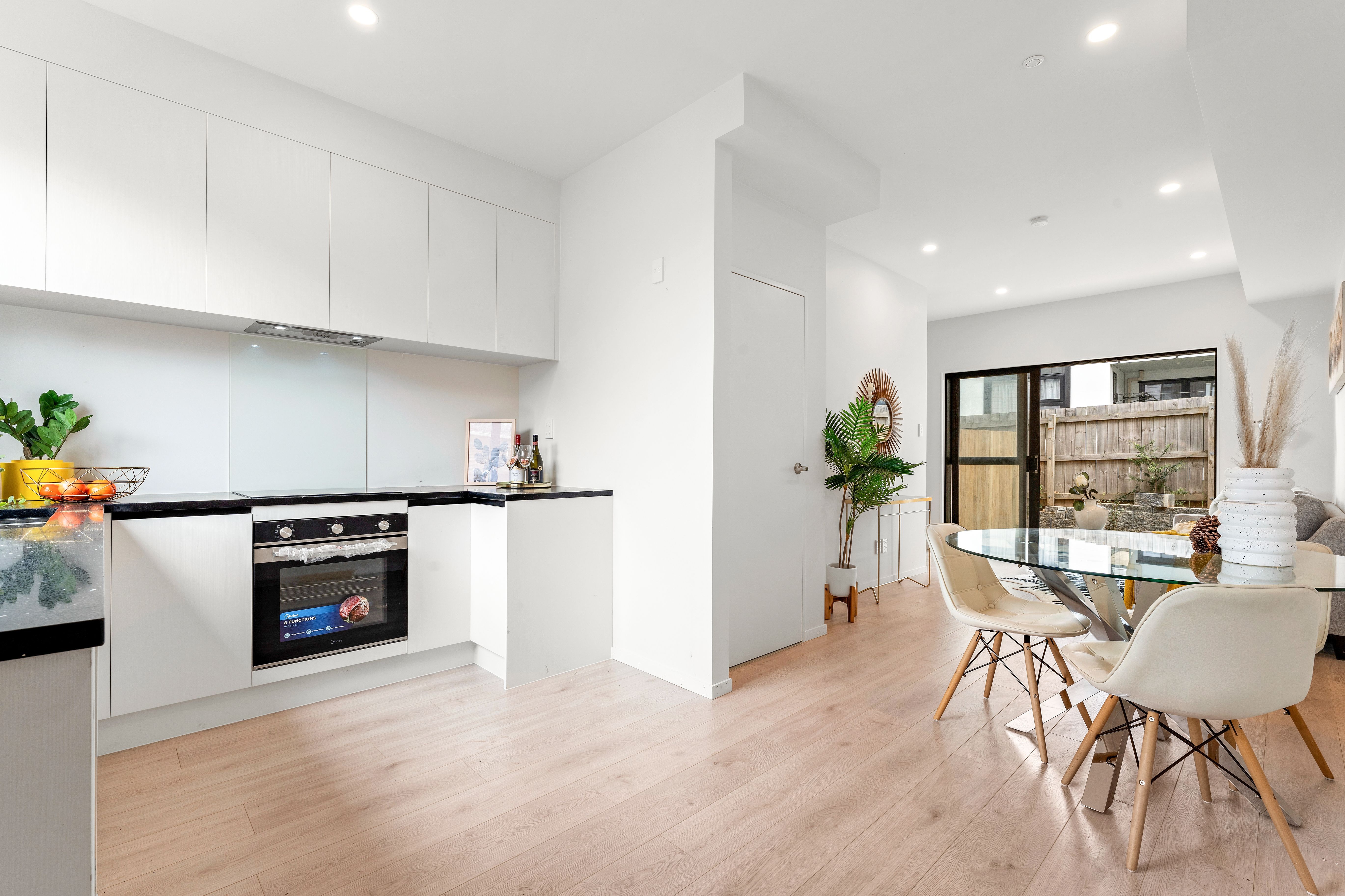 Ray White Albany