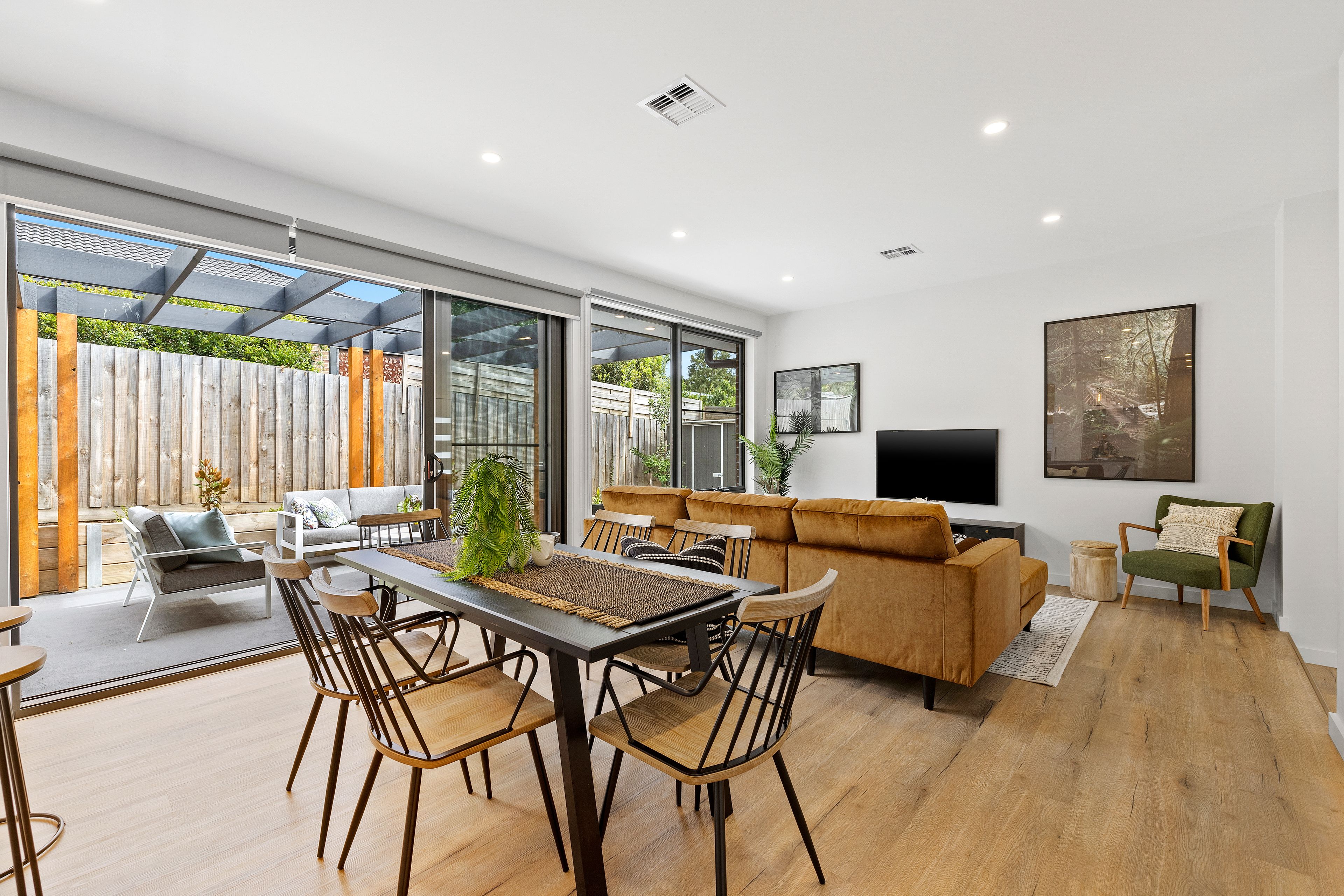 3/38 Belmont Road West, Croydon South, VIC 3136 - Sold Townhouse - Ray ...