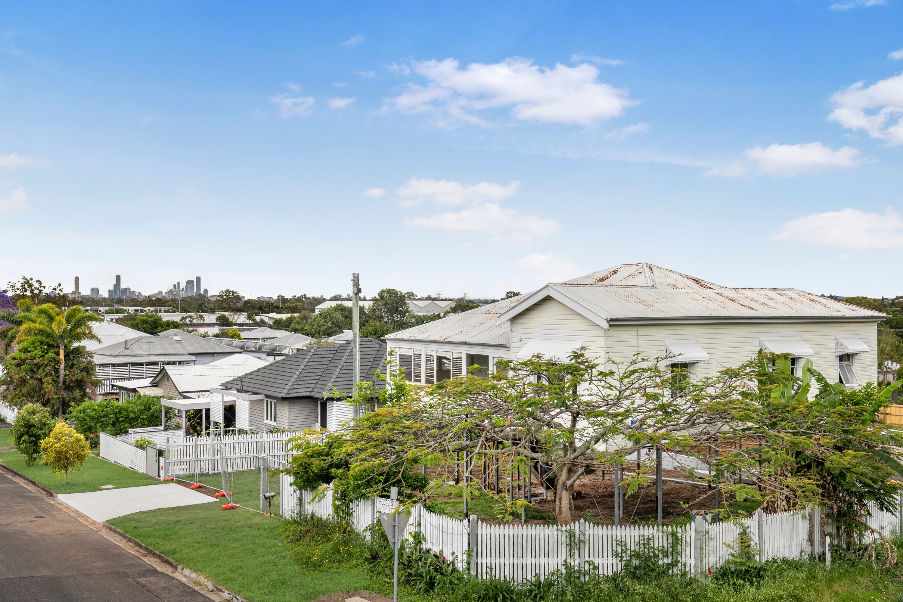 36 Hodge Street, Corinda, QLD 4075 - Sold House - Ray White Sherwood ...