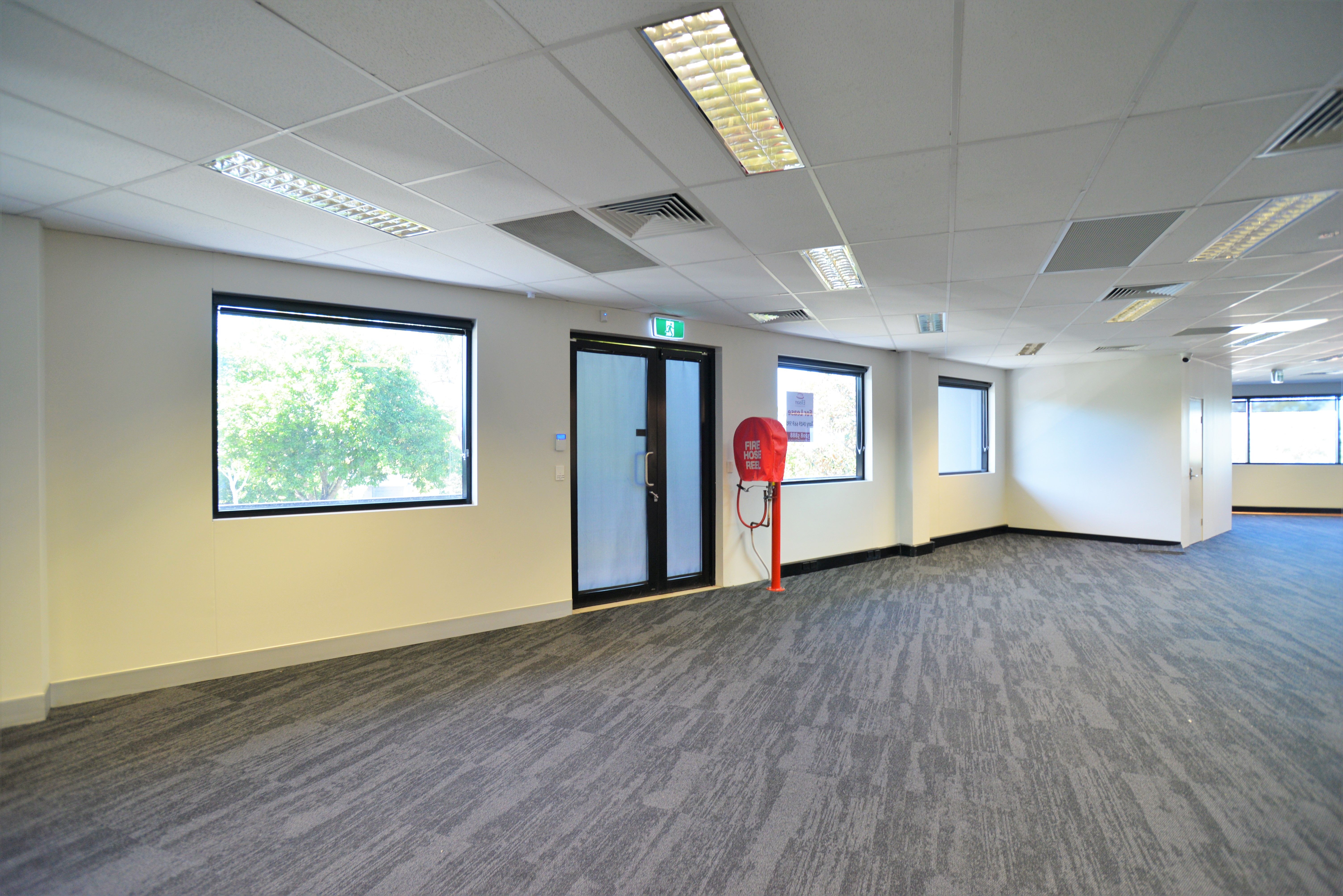 2/139-143 Barbaralla Drive, Springwood, QLD 4127 - Leased Offices - Ray ...