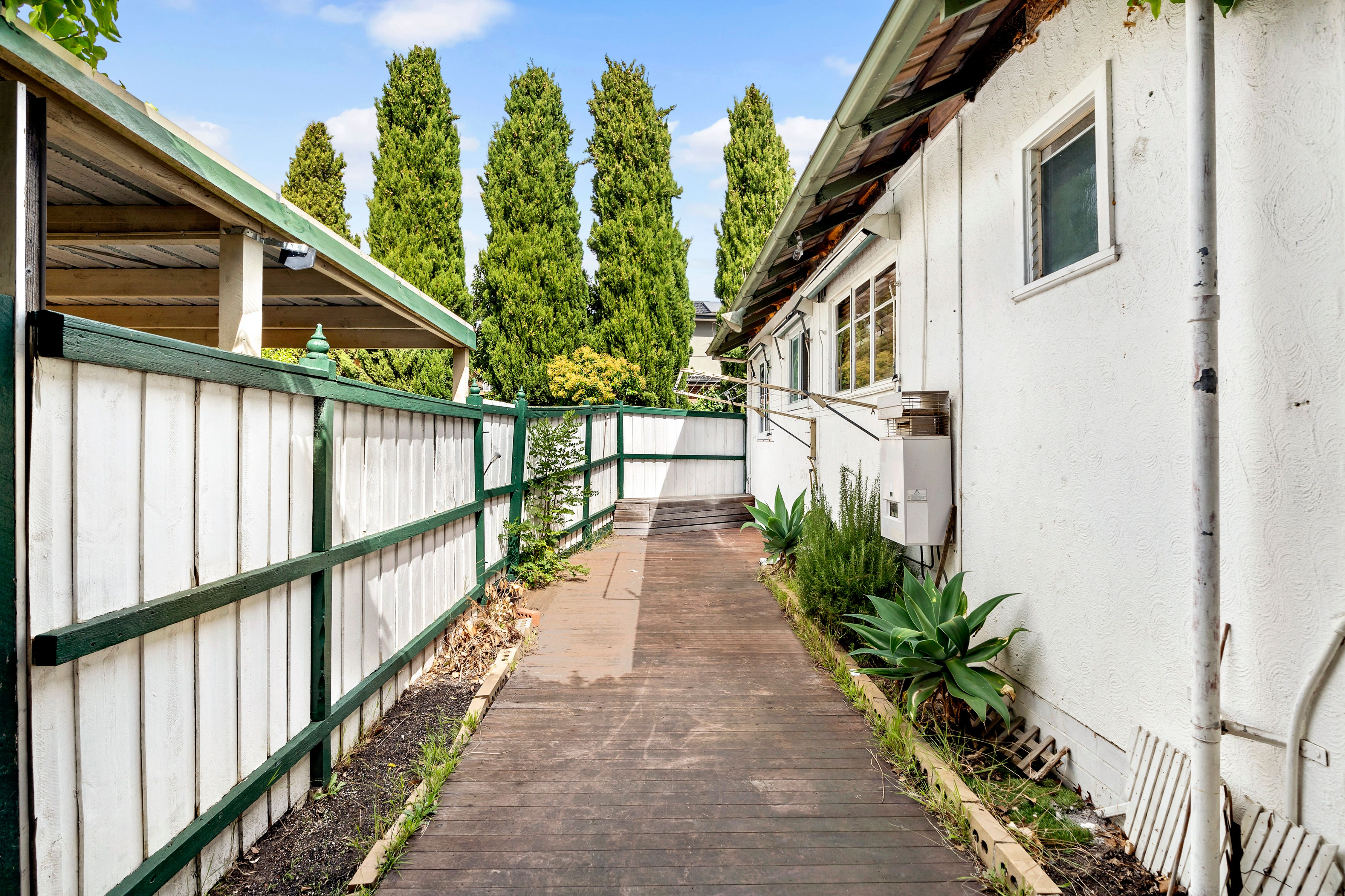 1/12 Euroka Street, Chadstone, VIC 3148 - Sold Unit - Ray White Clayton