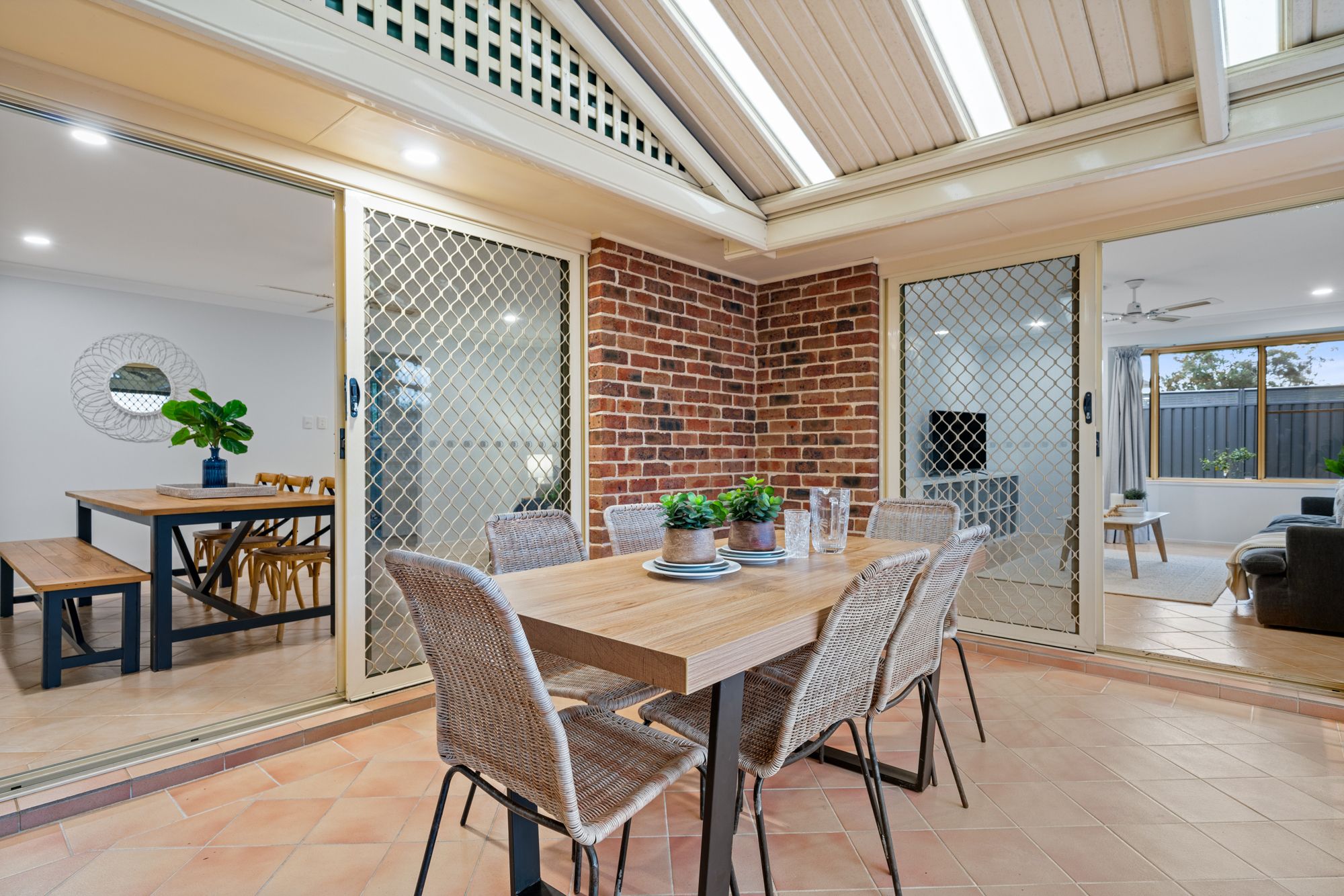 236 Lakedge Avenue, Berkeley Vale, NSW 2261 - Sold House - Ray White ...