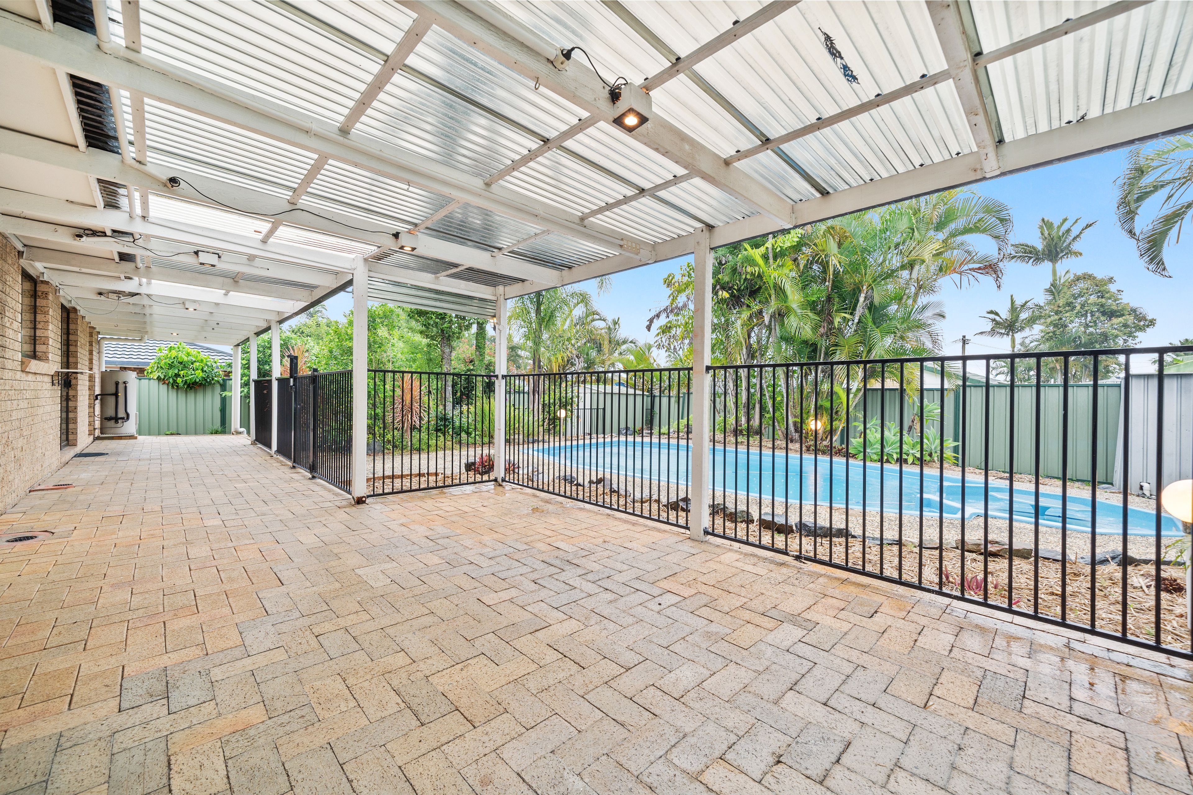 112 Mount Warren Boulevard, Mount Warren Park, QLD 4207 - Leased House ...