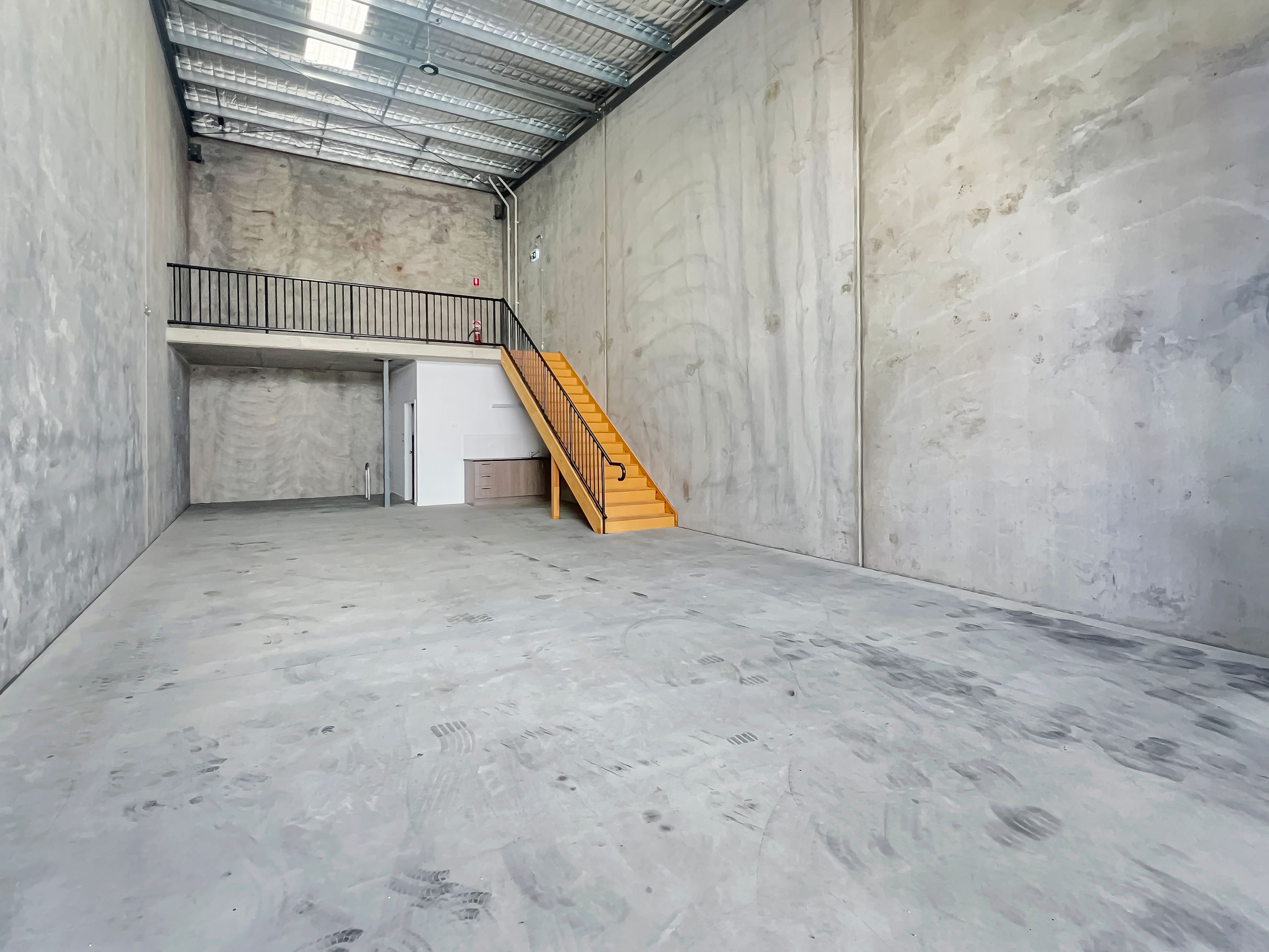 9/9 Packer Road, Baringa, QLD 4551 - Leased Industrial/Warehouse - RWC ...