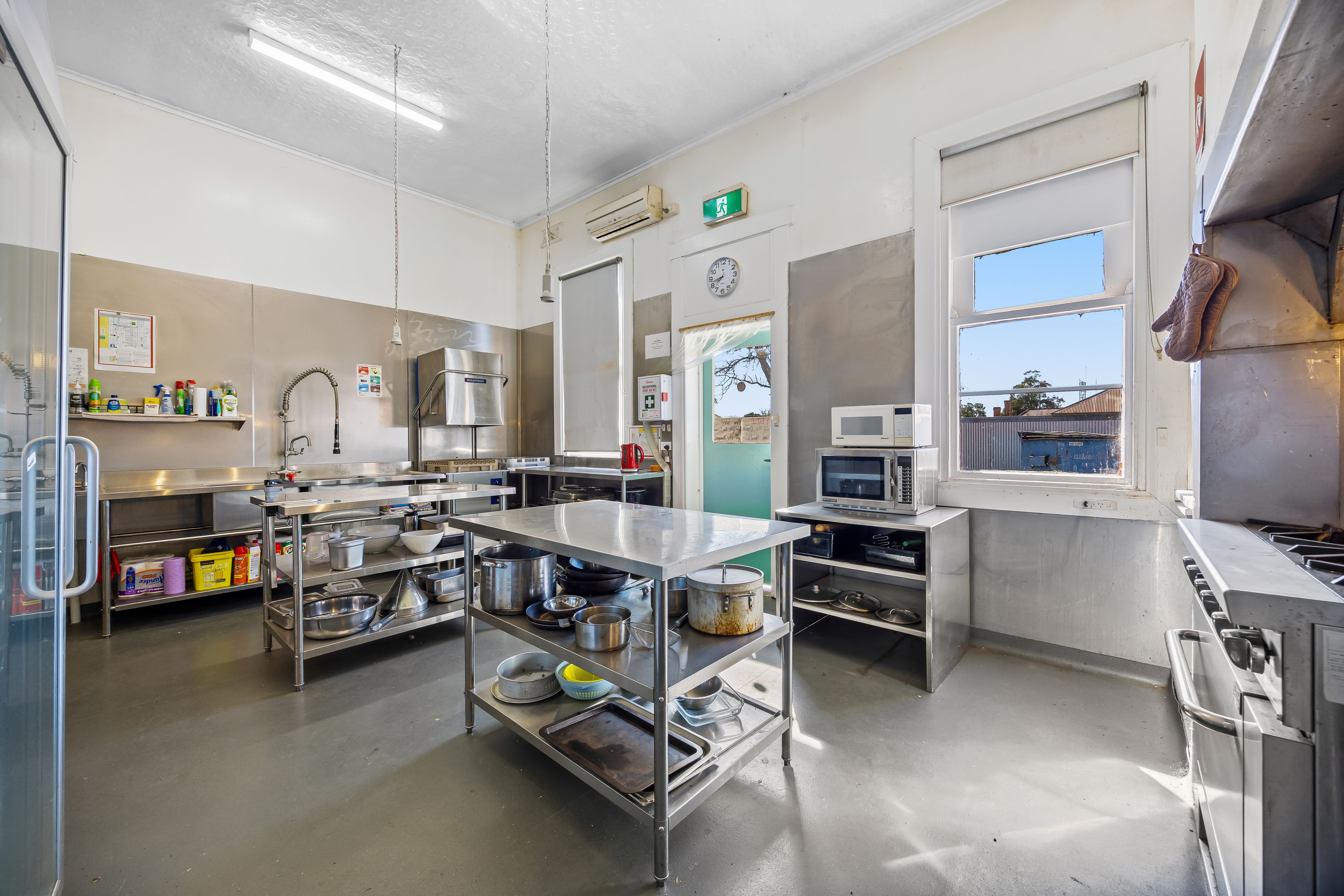 44-50 Main Street, Willaura, VIC 3379 - Hotel/Leisure for Sale - Ray ...