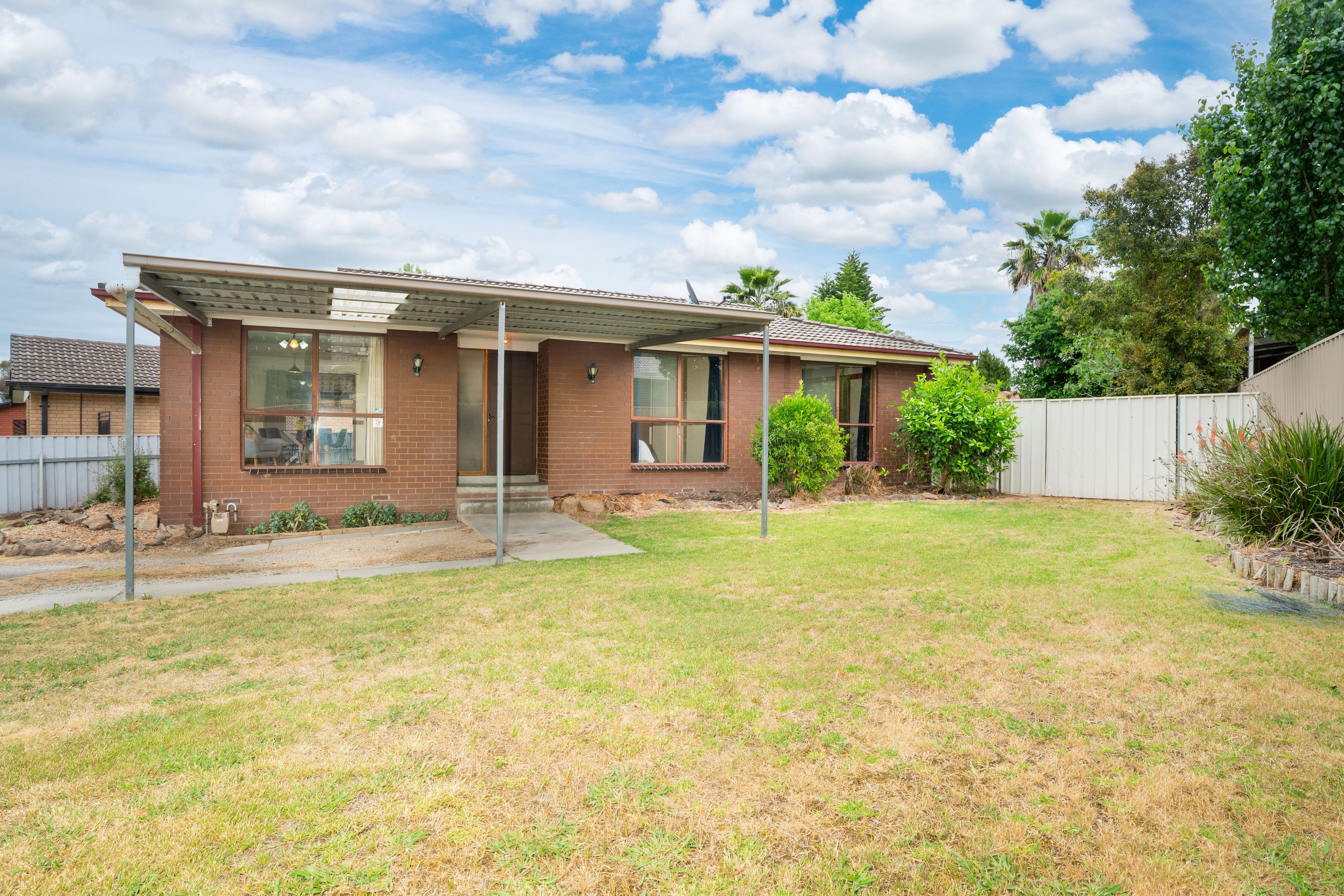 152 Baranbale Way, Springdale Heights, NSW 2641 - Sold House - Ray ...