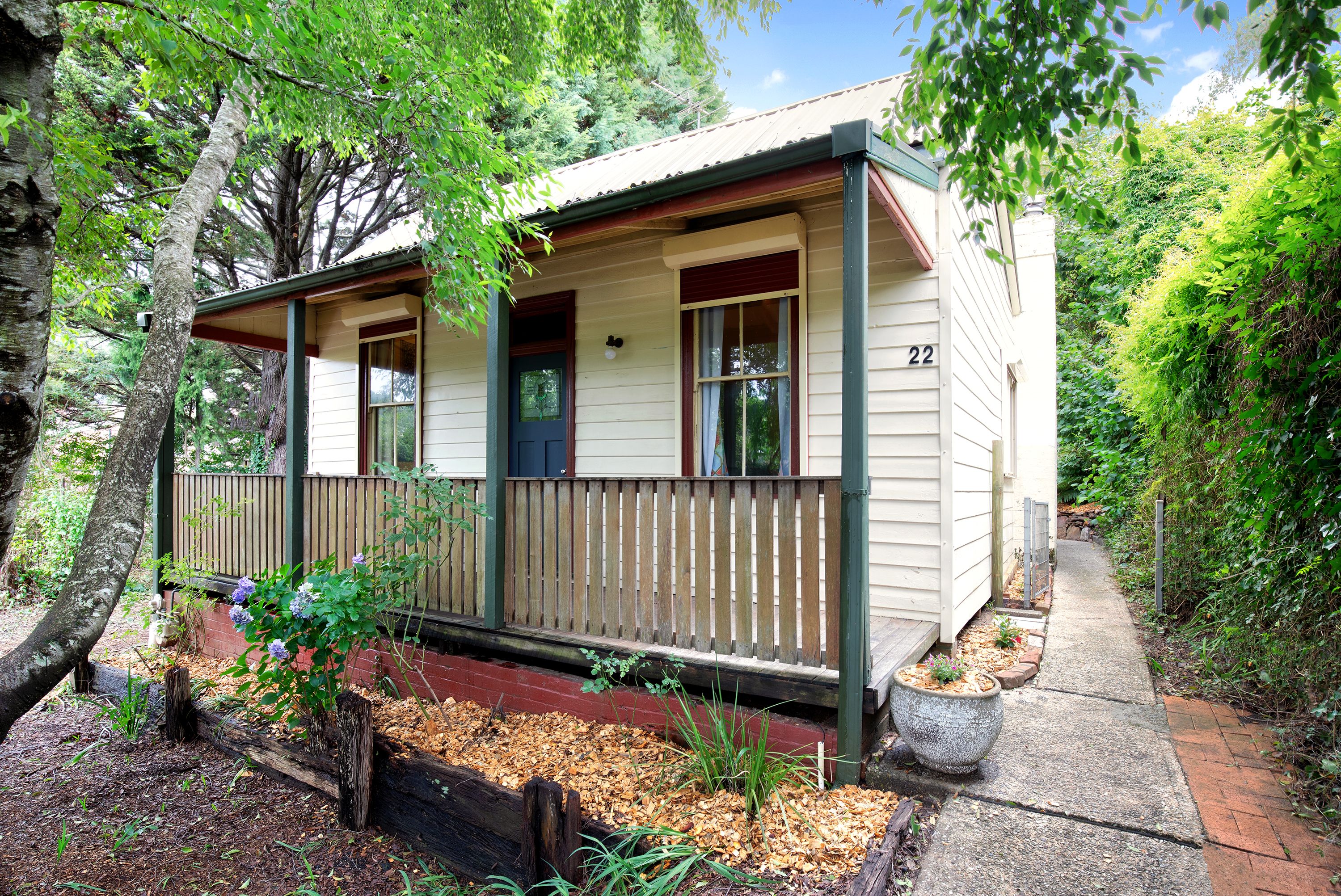 22 Whitton Street, Katoomba, NSW 2780 - Sold House - Ray White Upper ...