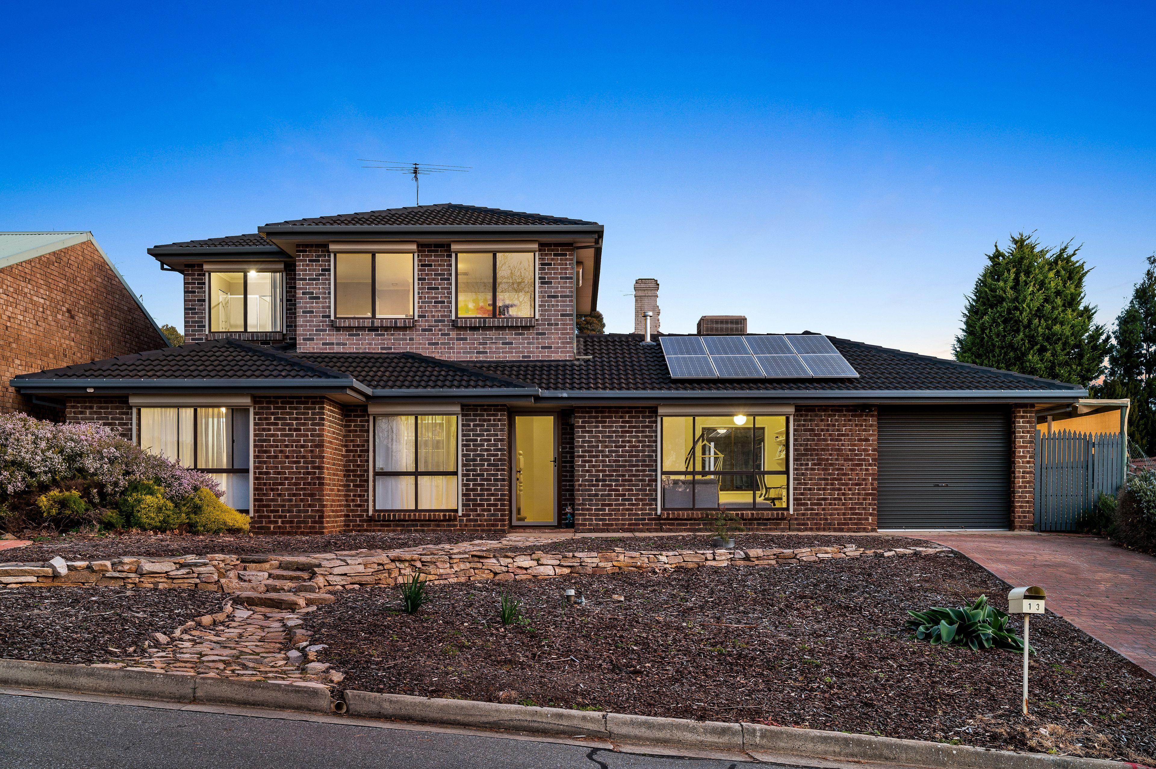 13 Mckenzie Crescent, Gulfview Heights, SA 5096 - Sold House - Ray ...