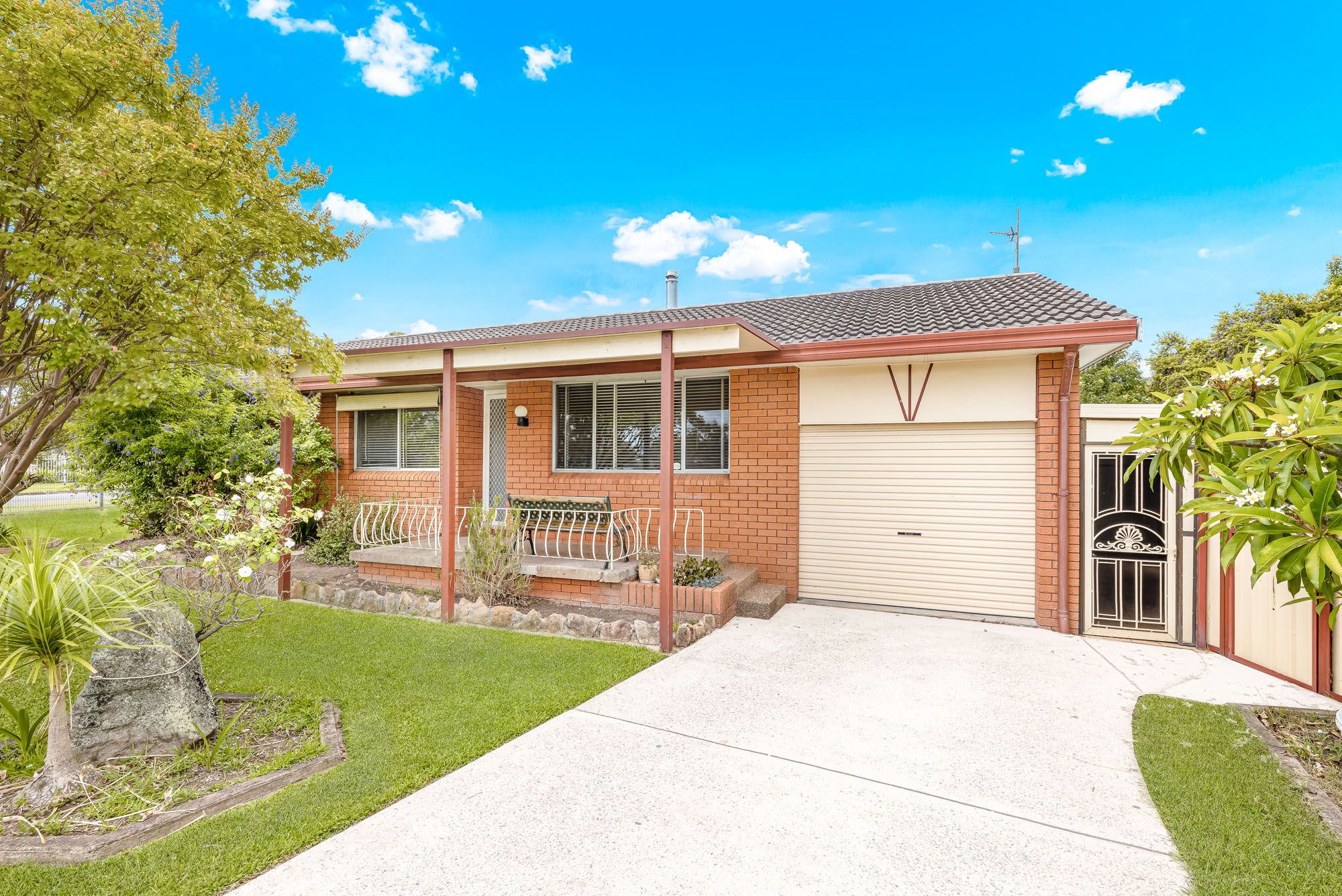 12 Besley Street, Cambridge Park, NSW 2747 - Sold House - St Marys, St ...
