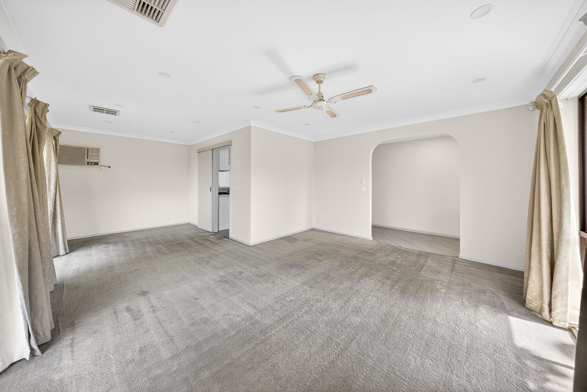 18 Amber Crescent, Narre Warren, VIC 3805 - House for Rent - Ray White ...