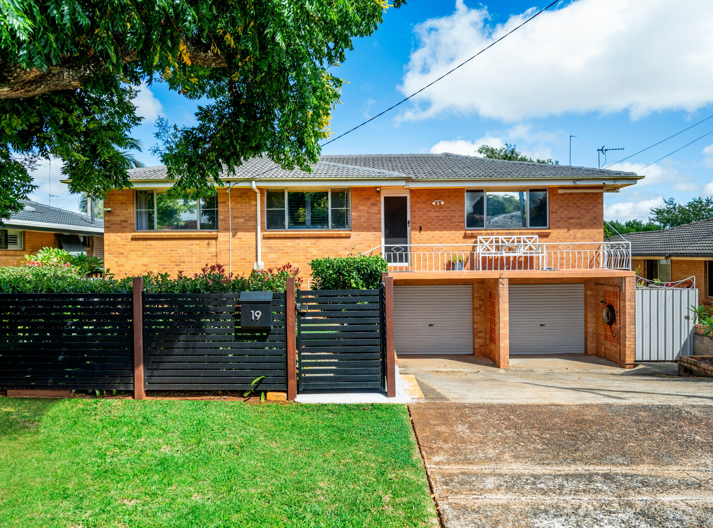 Ray White Highfields - Selling All Areas