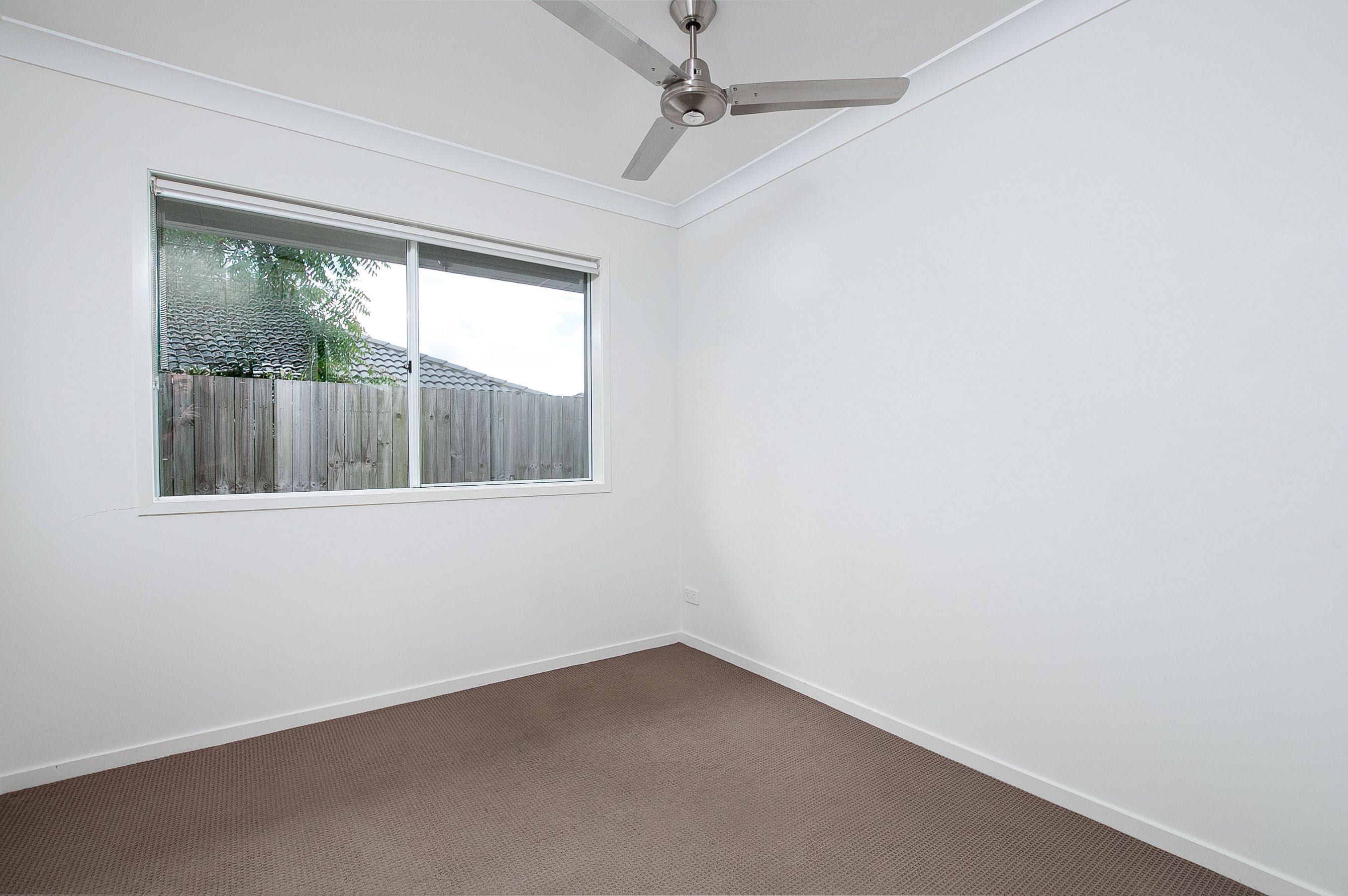 20 Barratta Street, SPRING MOUNTAIN, QLD 4300 - Leased House - Ray ...