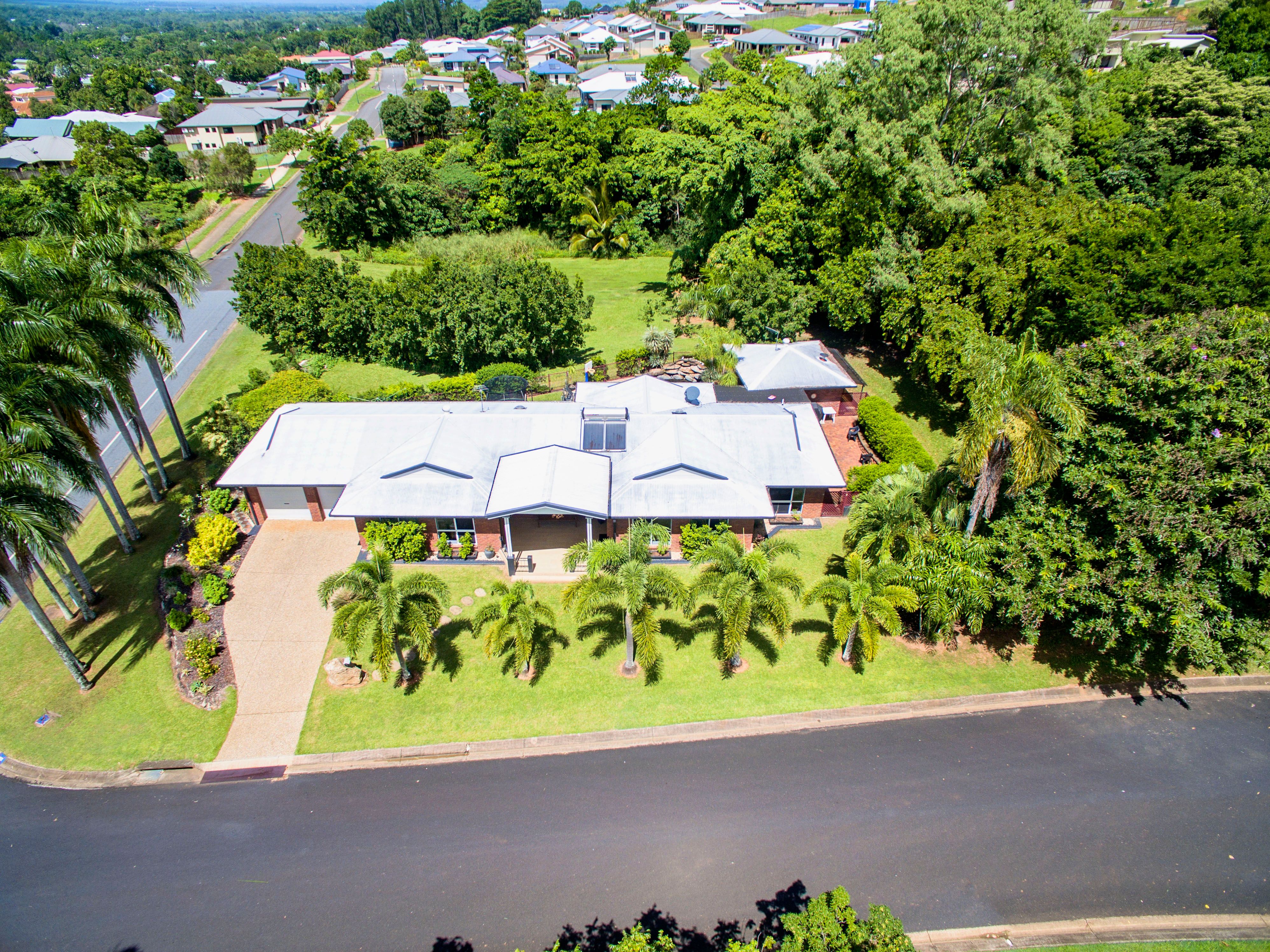 1-3 Kite Close, Bayview Heights, QLD 4868 - Sold House - Ray White ...