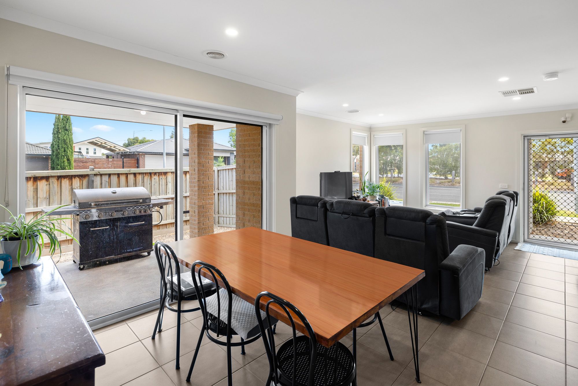 15 Attunga Grove, Werribee, VIC 3030 - Sold House - Ray White Werribee