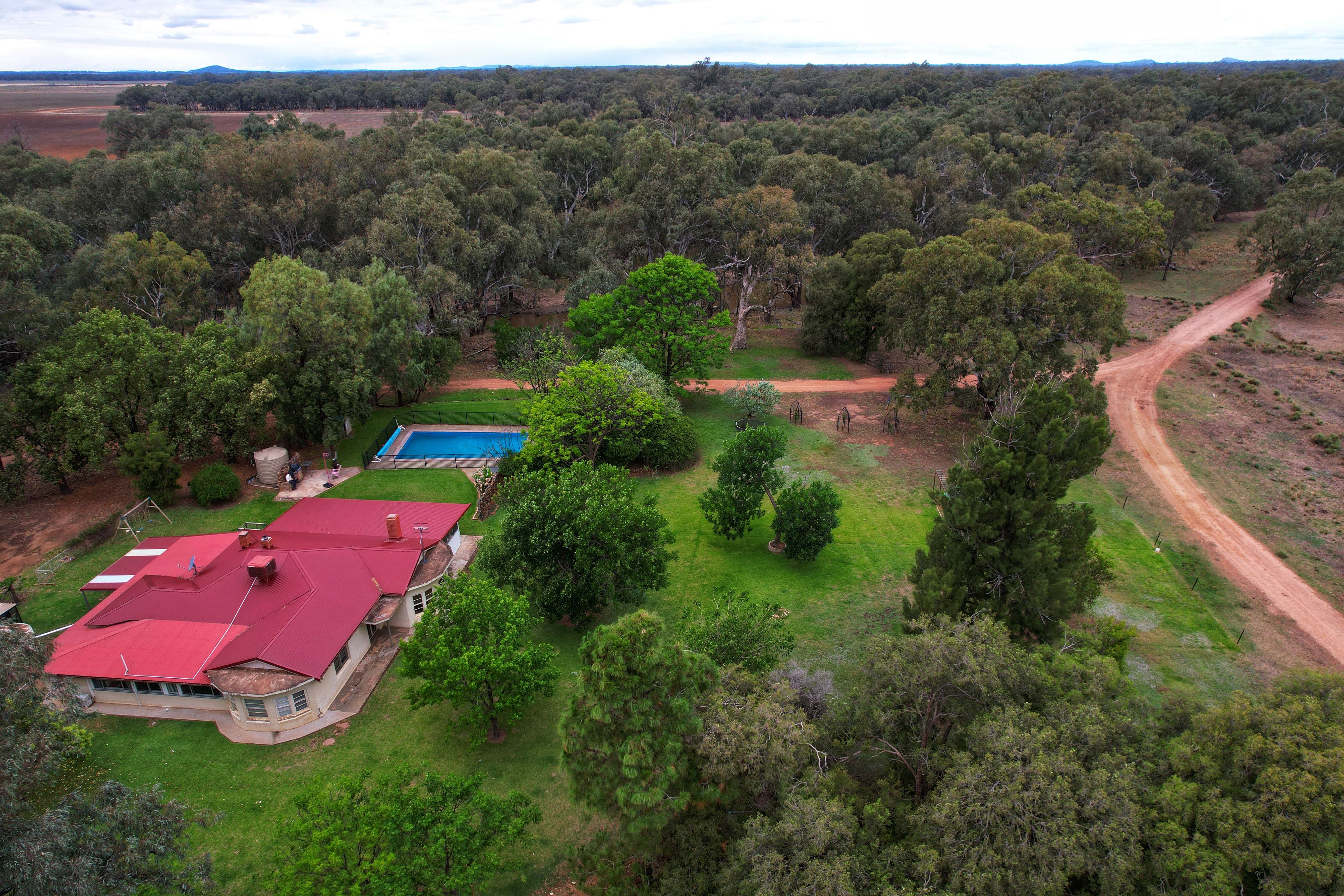 985 North Forbes Road, Condobolin, NSW 2877 - Sold House - Ray White ...