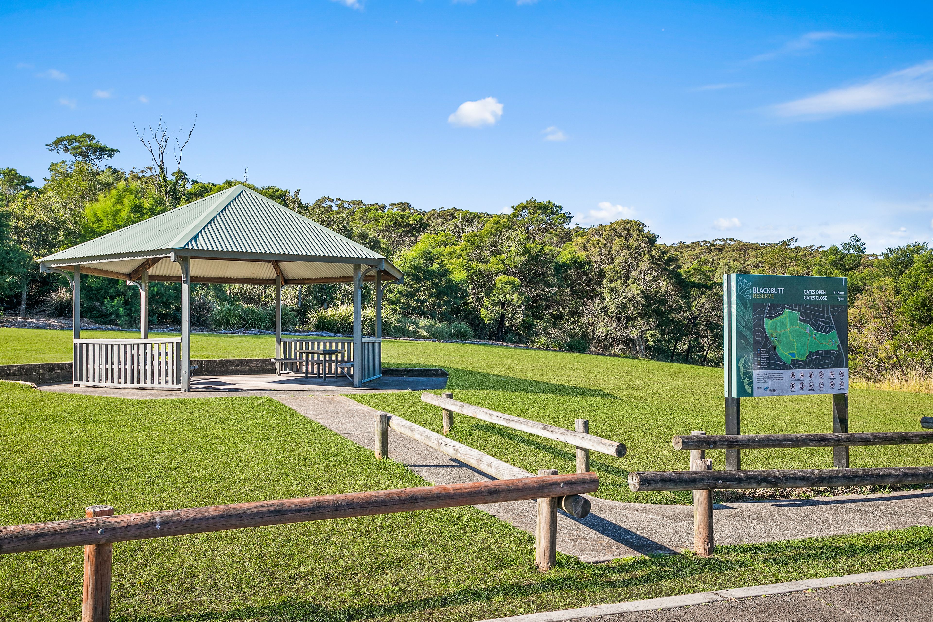 20 The Circuit, Shellharbour, NSW 2529 - Sold House - Ray White ...