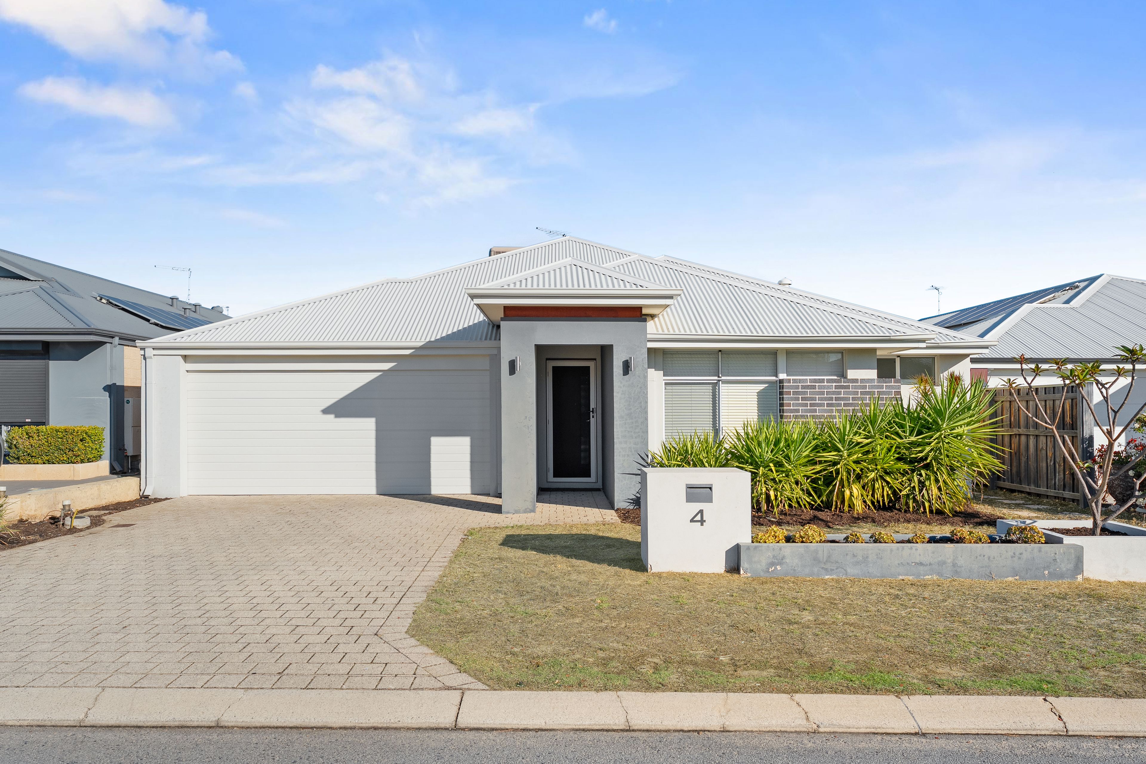 4 Crystal Terrace, Wellard, WA 6170 - Sold House - Ray White Rockingham ...