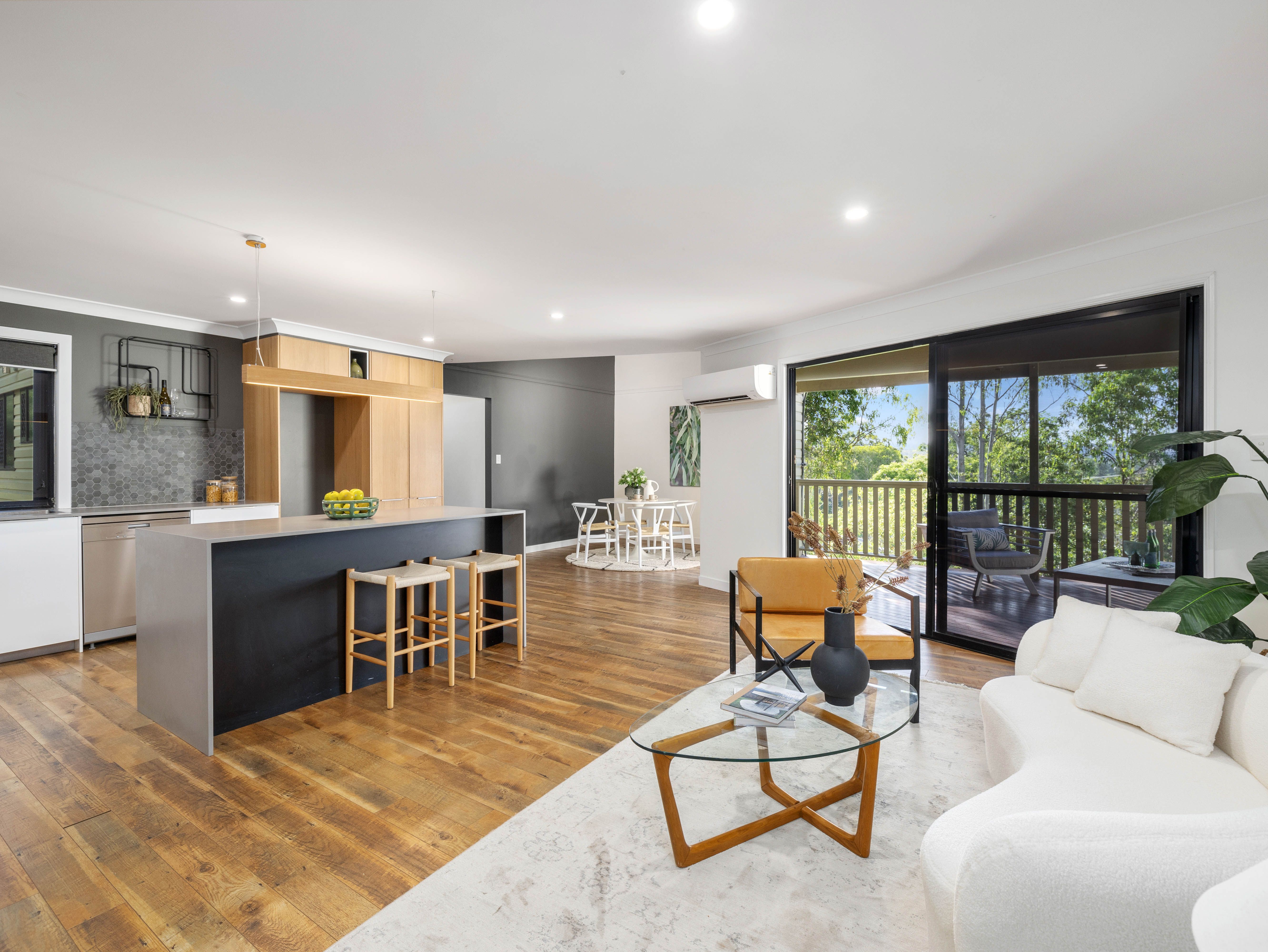 2/976 Samford Road, Keperra, QLD 4054 - Sold Townhouse - Ray White ...