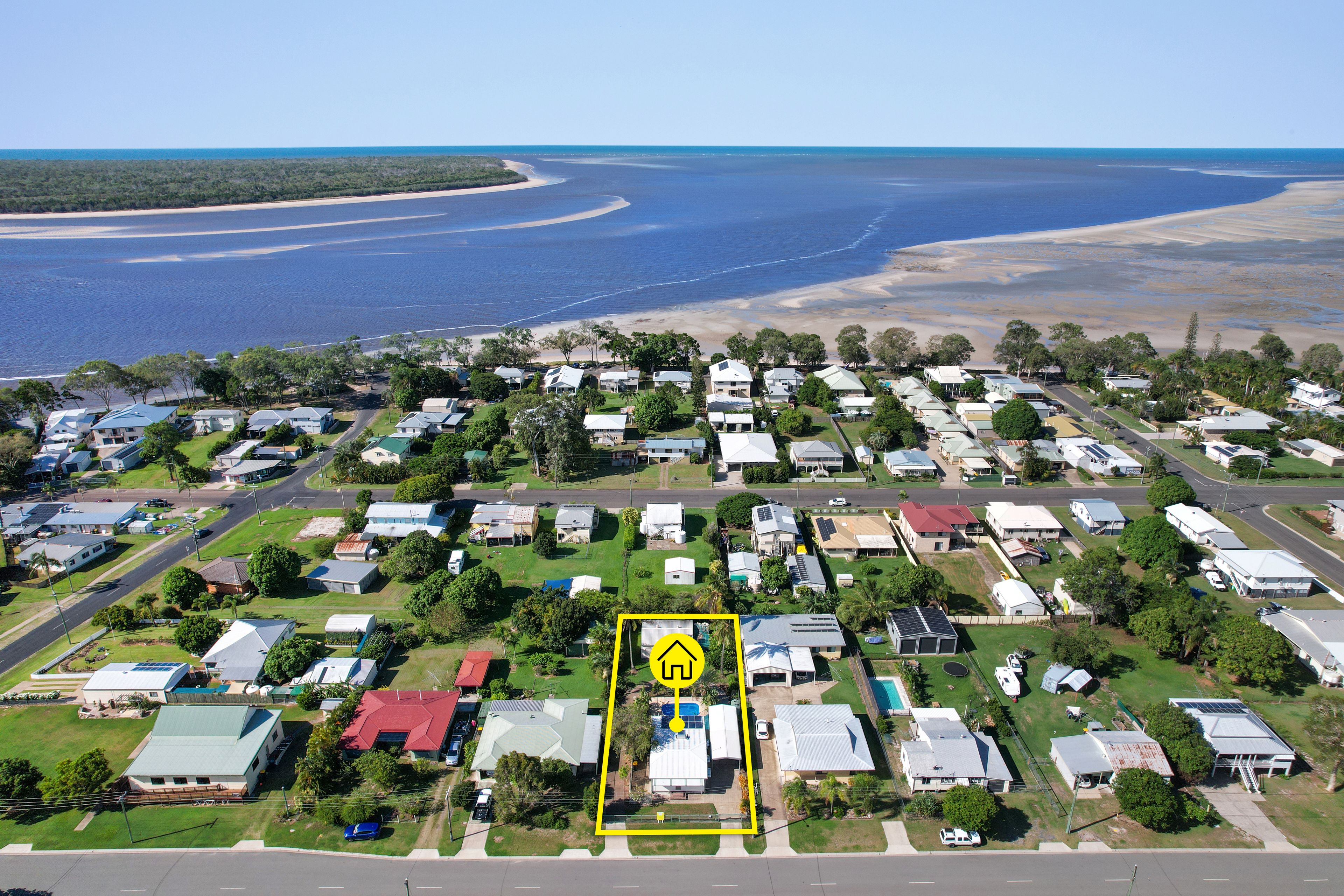 52 Howard Street, Burrum Heads, QLD 4659 - Sold House - Ray White ...