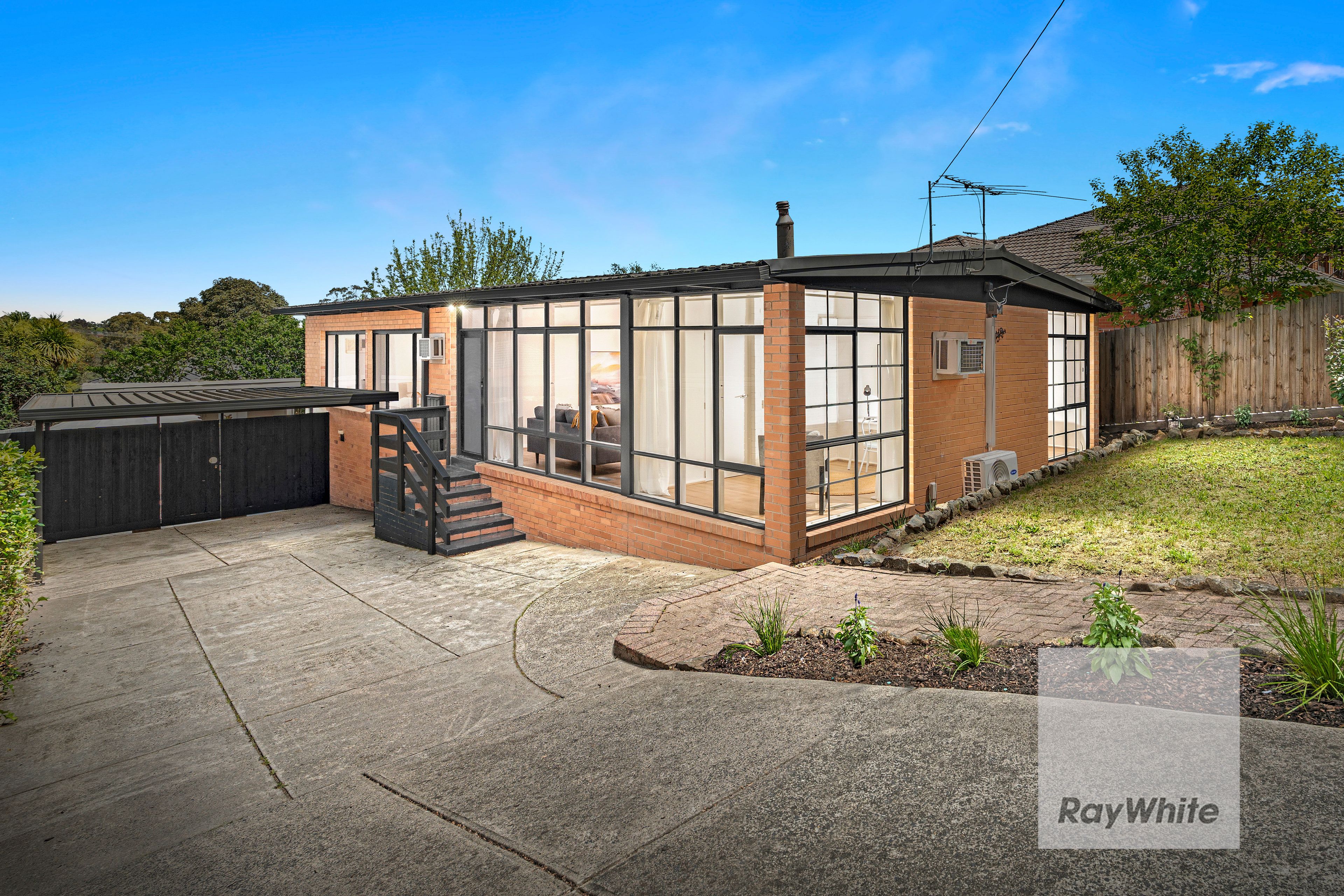 19 Scott Grove, Kingsbury, VIC 3083 - Sold House - Ray White Bundoora