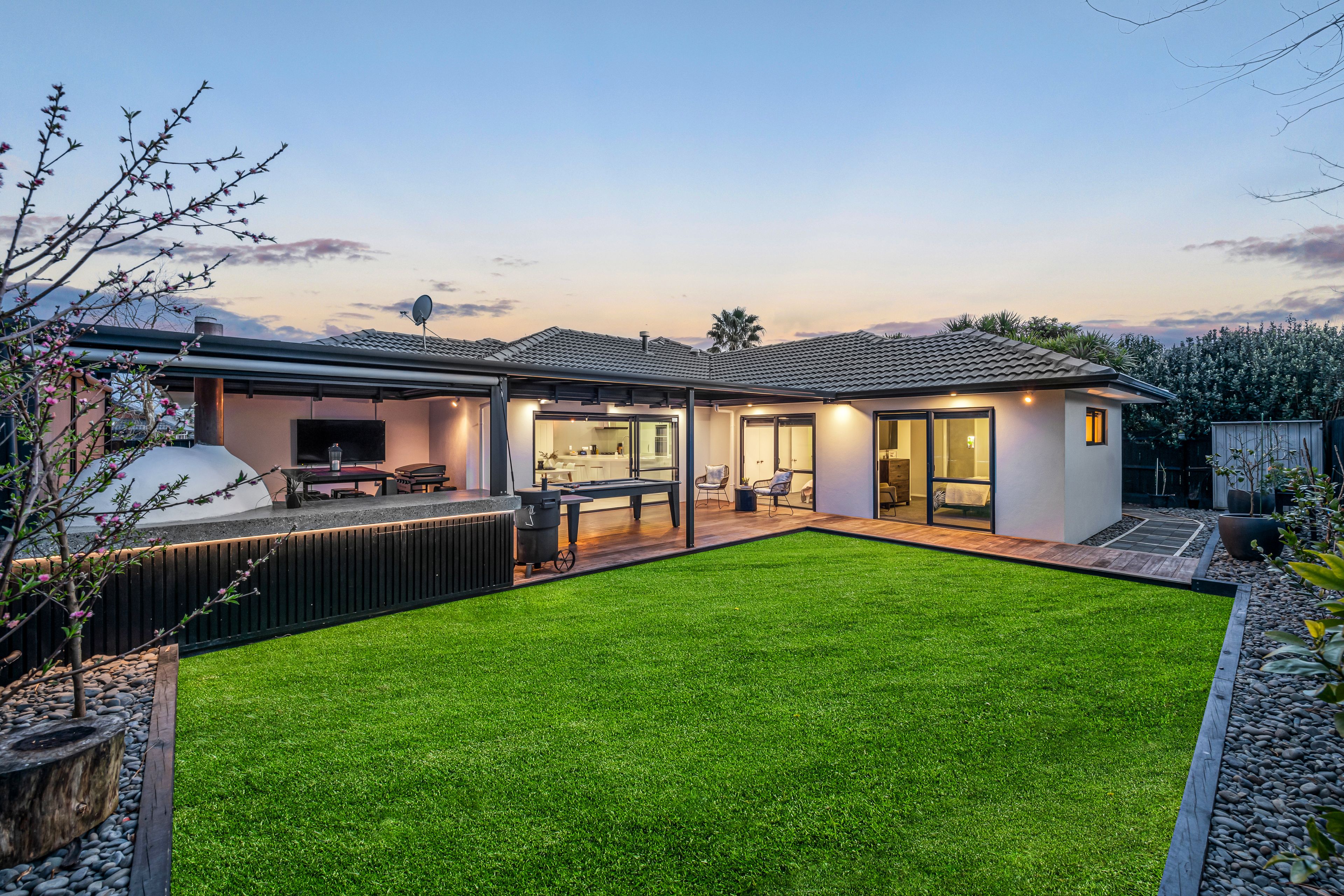 4 Caltra Place, Dannemora, Manukau City 2016 - Sold House - Ray White ...