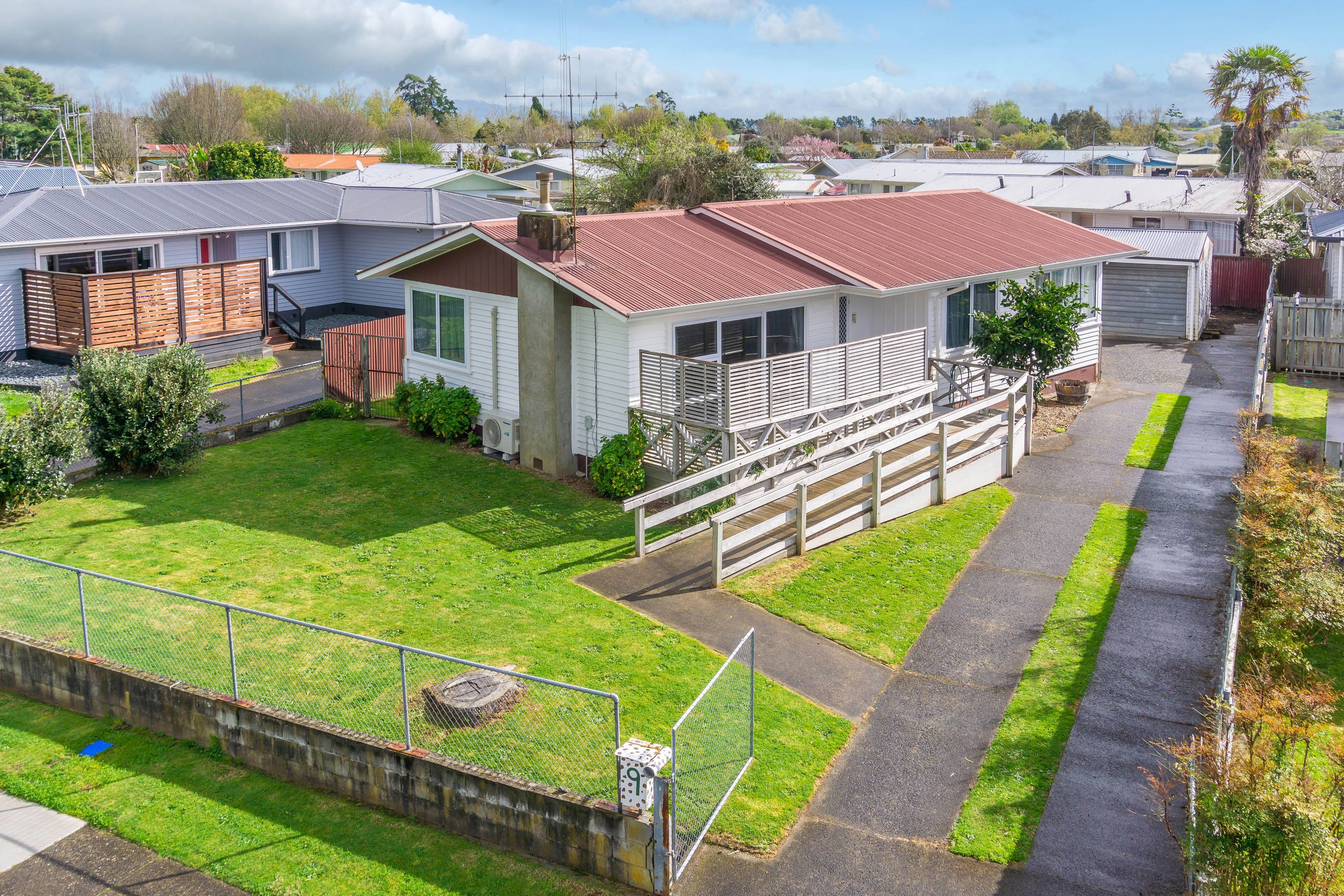 9 Deanwell Avenue, Deanwell, Hamilton City 3206 - Sold House - Ray ...