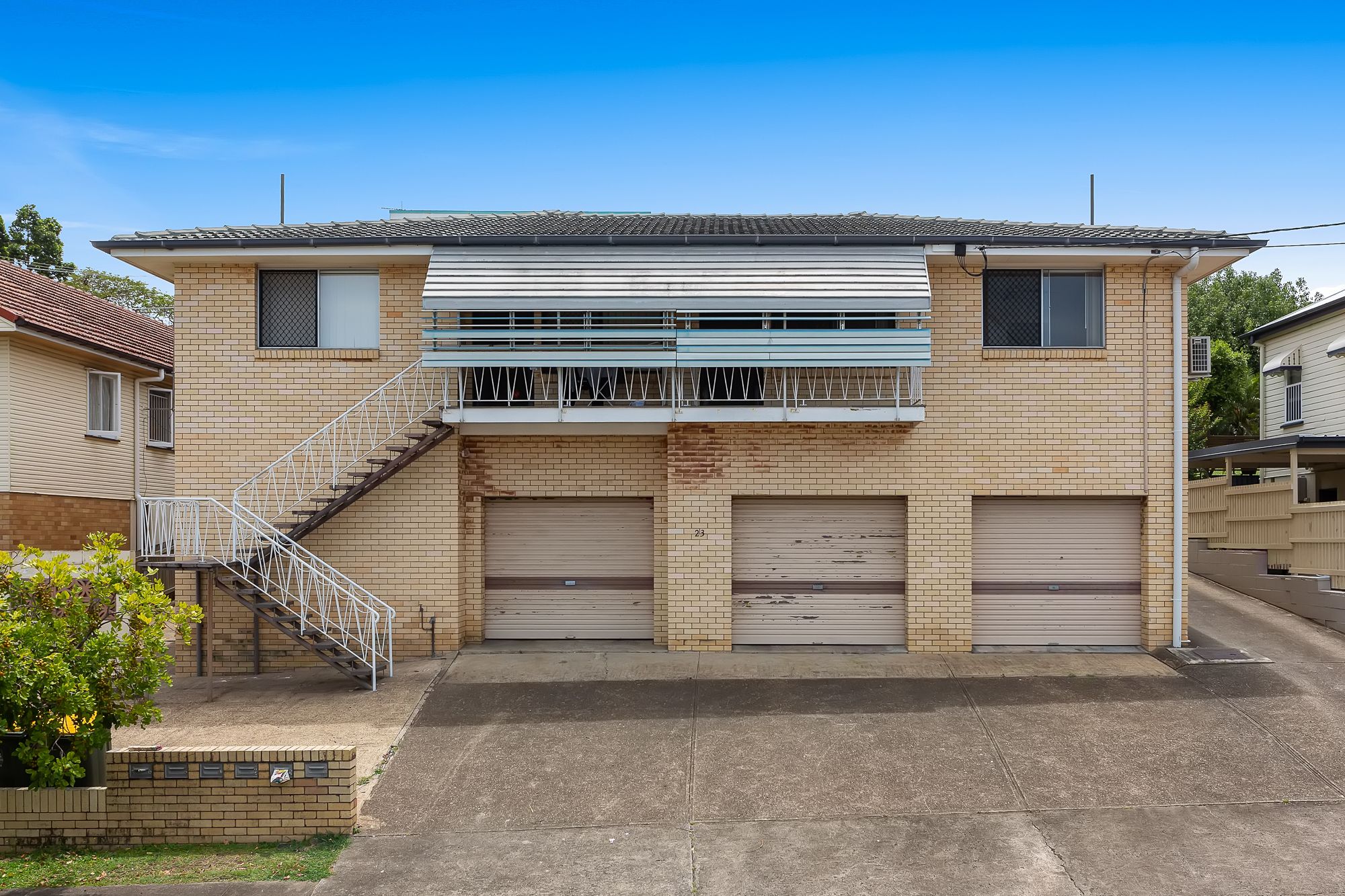 2/23 Baragoola Street, Coorparoo, QLD 4151 - Leased Unit - Ray White Carina
