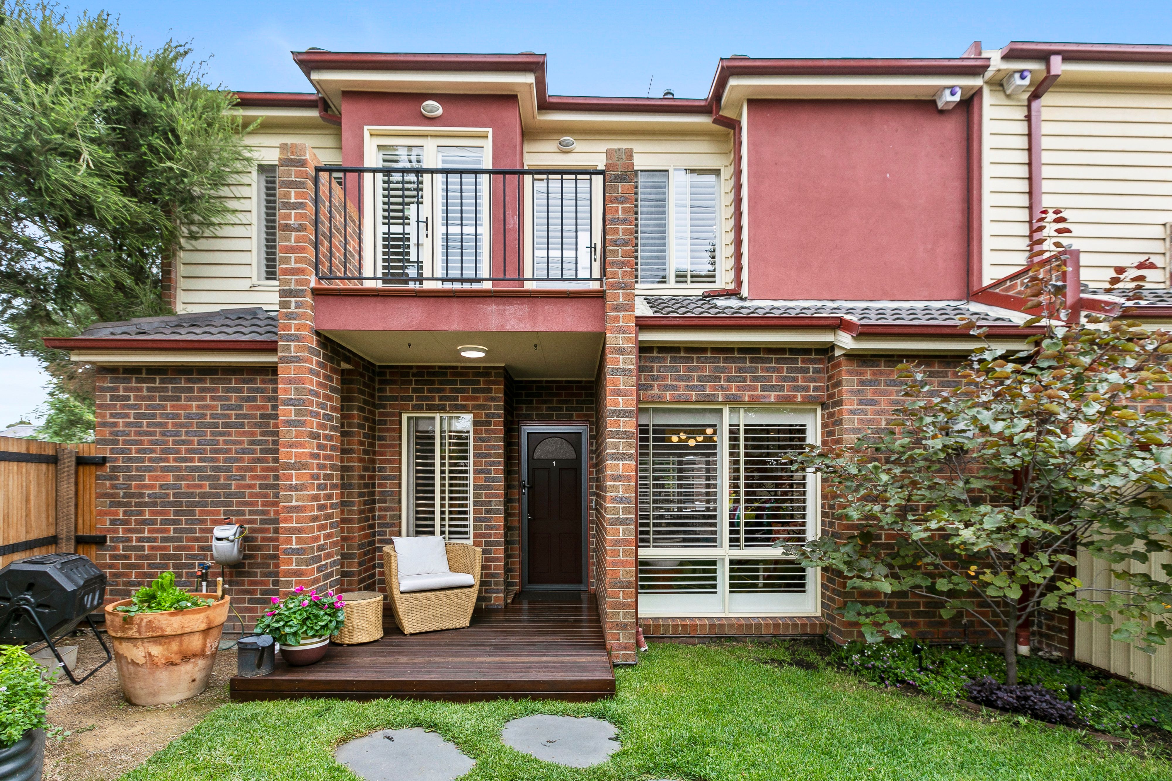 Ray White Williamstown