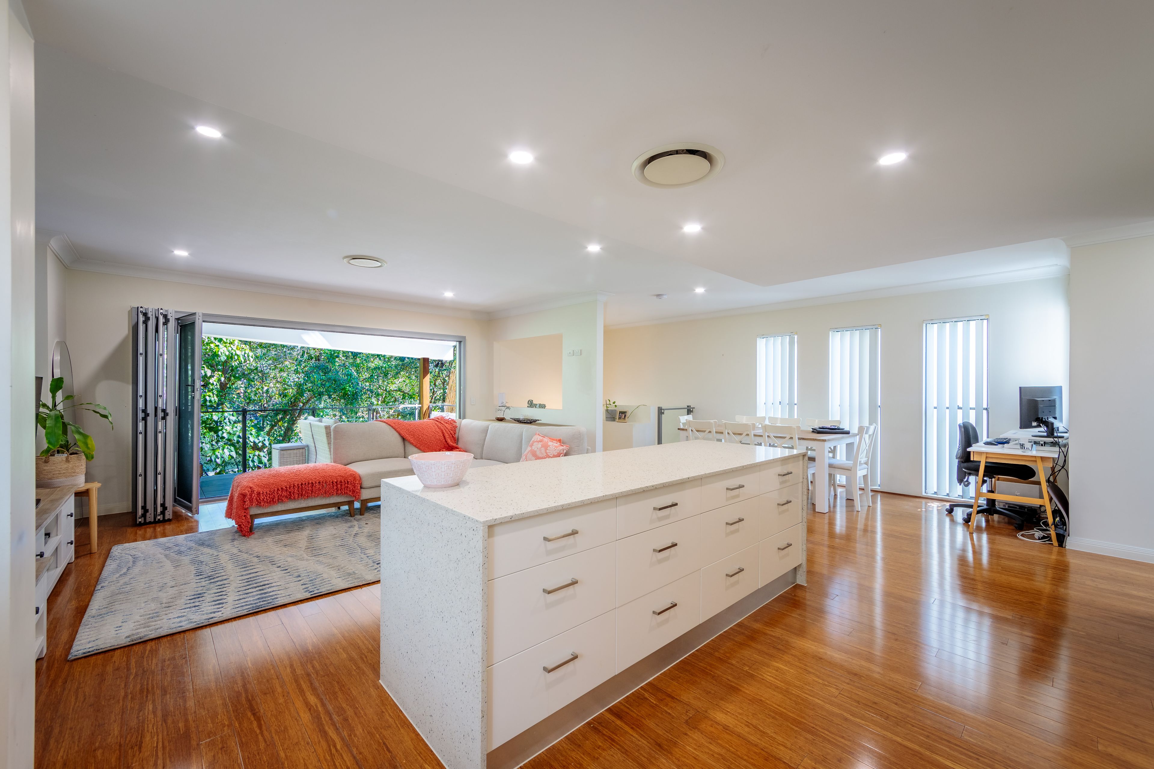 17/17 Great Southern Drive, Robina, QLD 4226 - Sold Townhouse - Ray ...