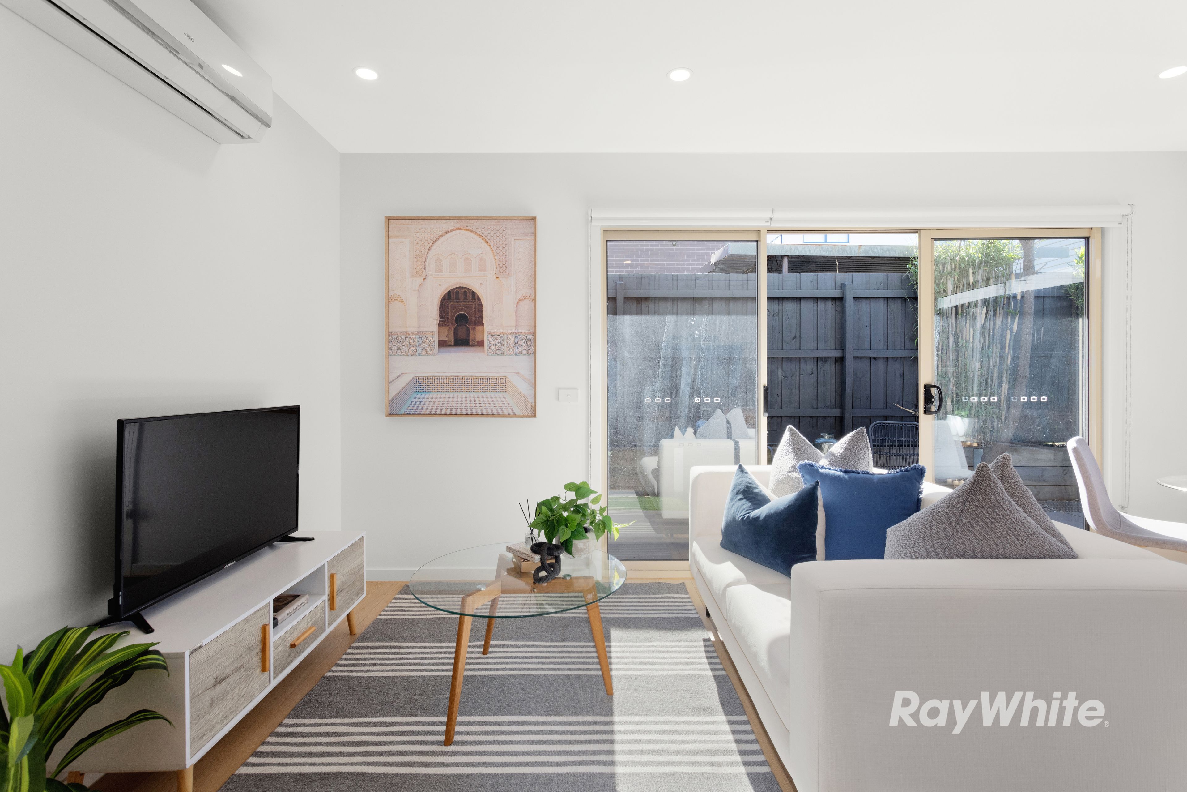 5/6 Kokaribb Road, Carnegie, VIC – Home For Sale • Ray White