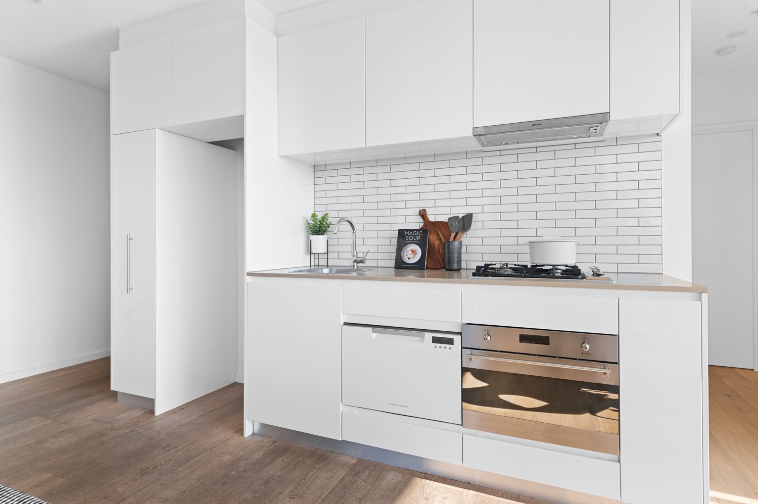 702/8 Garfield Street, Richmond, VIC 3121 - Apartment for Sale ...