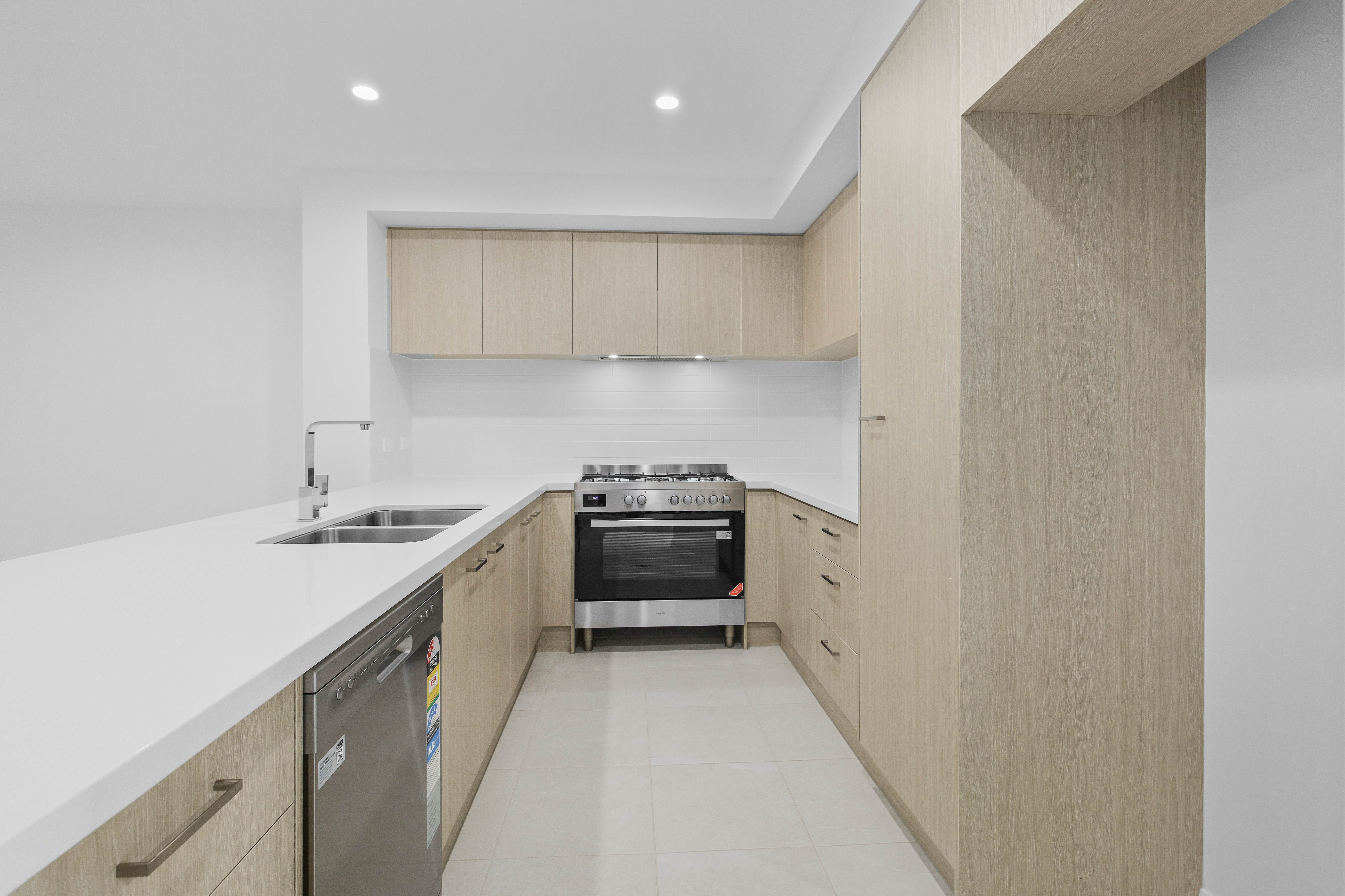 60 Dransfield Drive, Oran Park, NSW 2570 - Leased House - Ray White ...