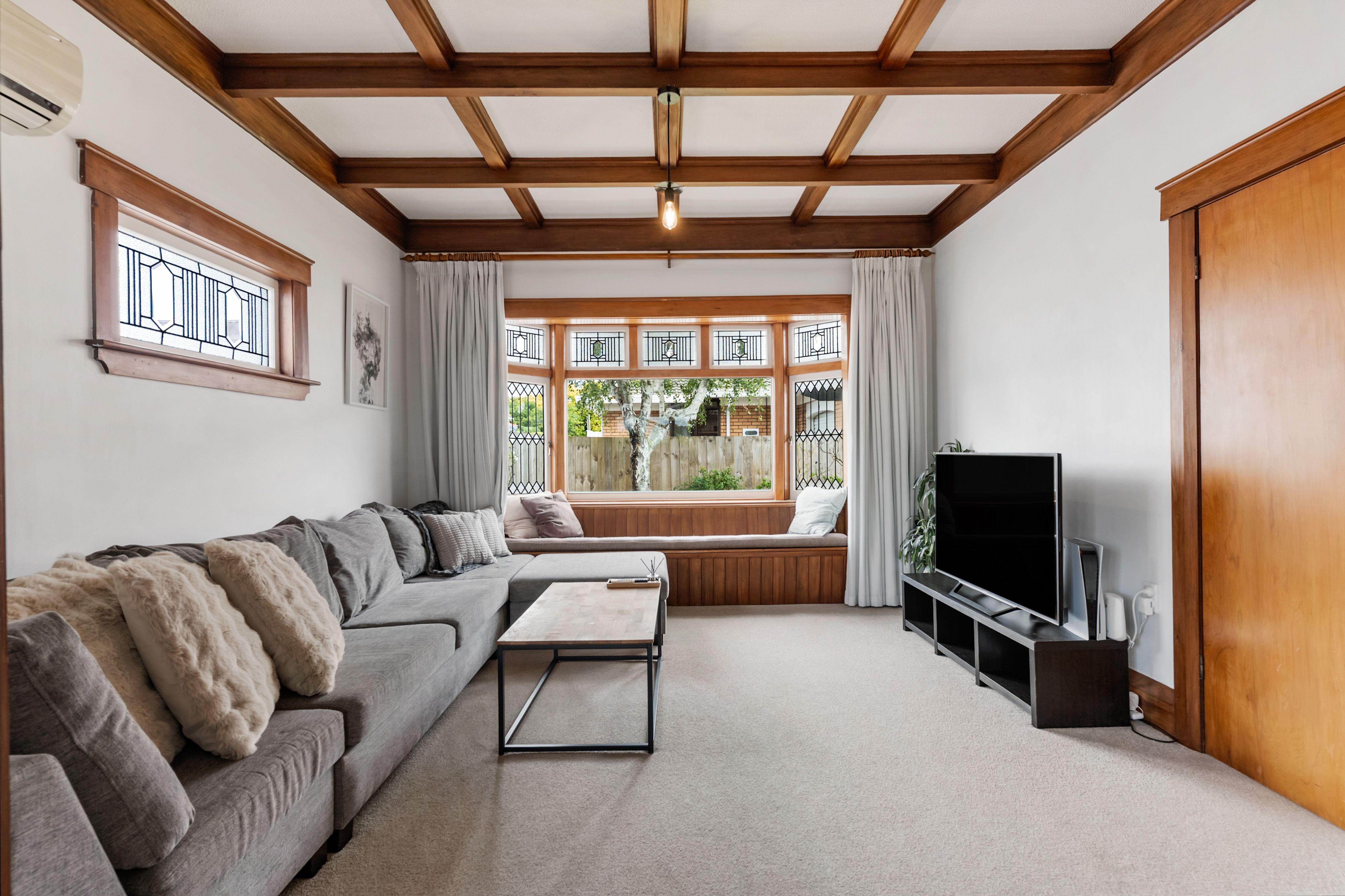 1/61 Amaru Road, One Tree Hill, Auckland City 1051 - Sold House - Ray ...