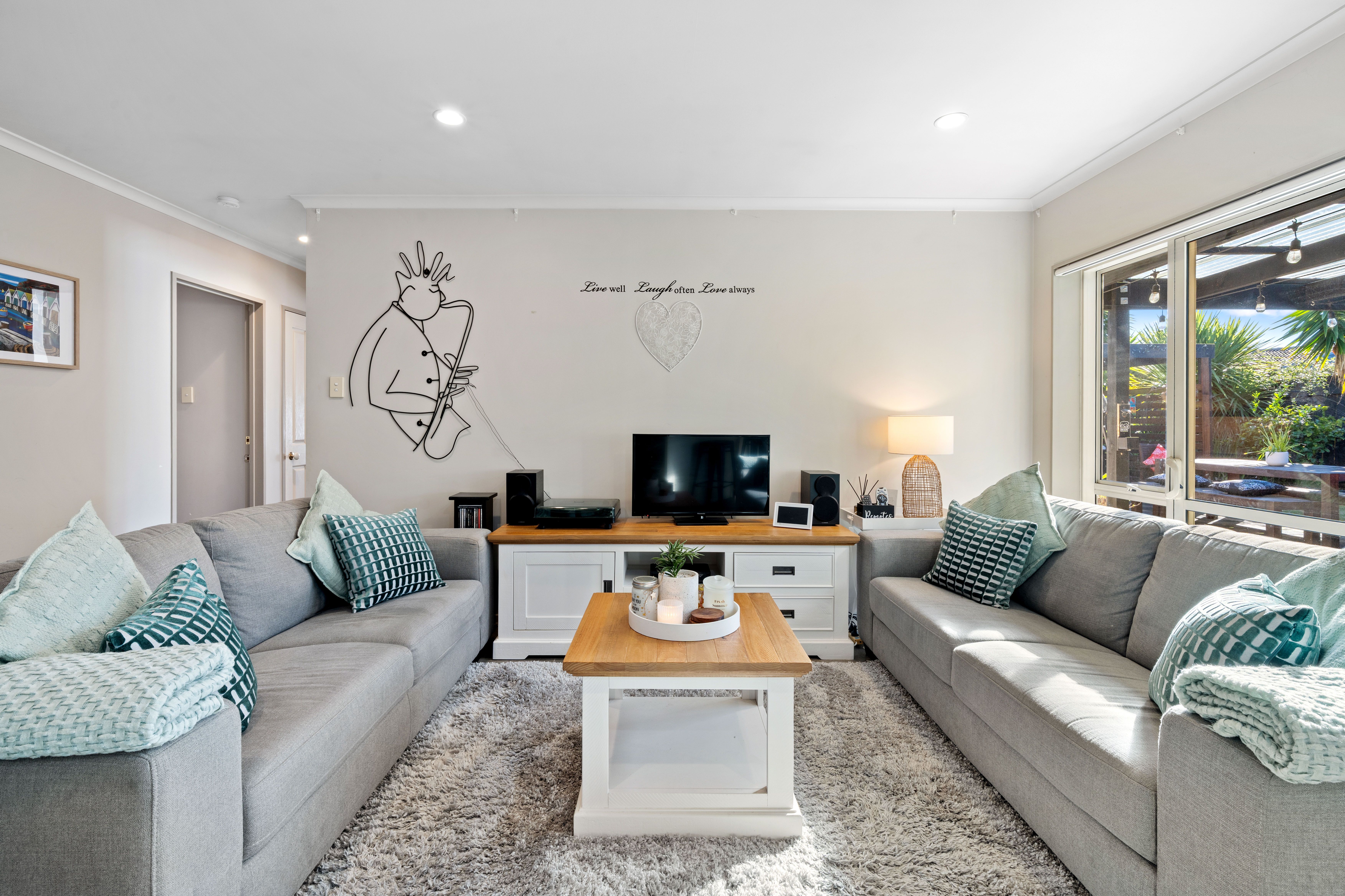 235 Kilkenny Drive, East Tamaki Heights, Manukau City 2016 - Sold House ...