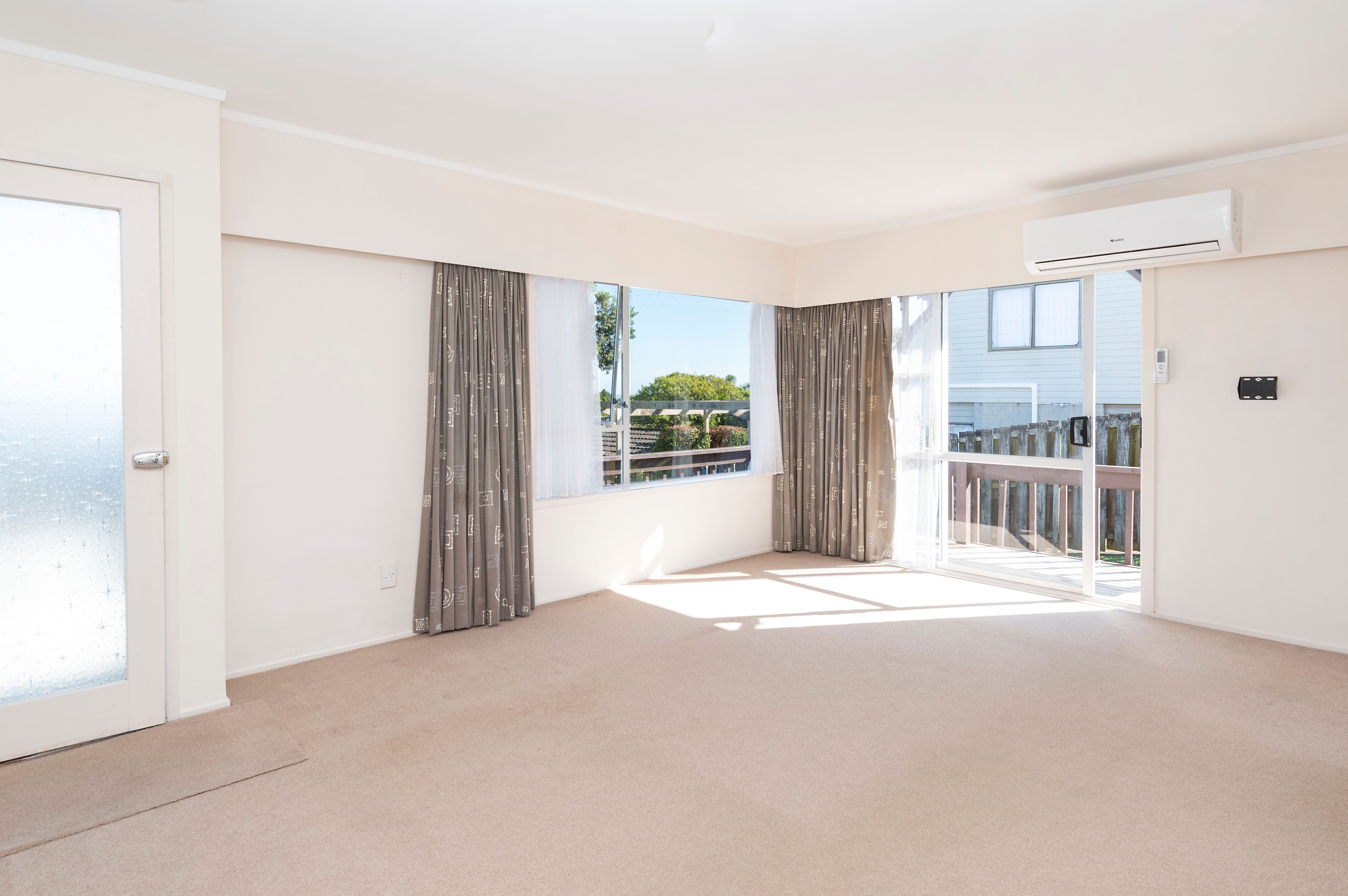 2/6 Clunie Place, Highland Park, Manukau City 2010 - Sold House - Ray ...
