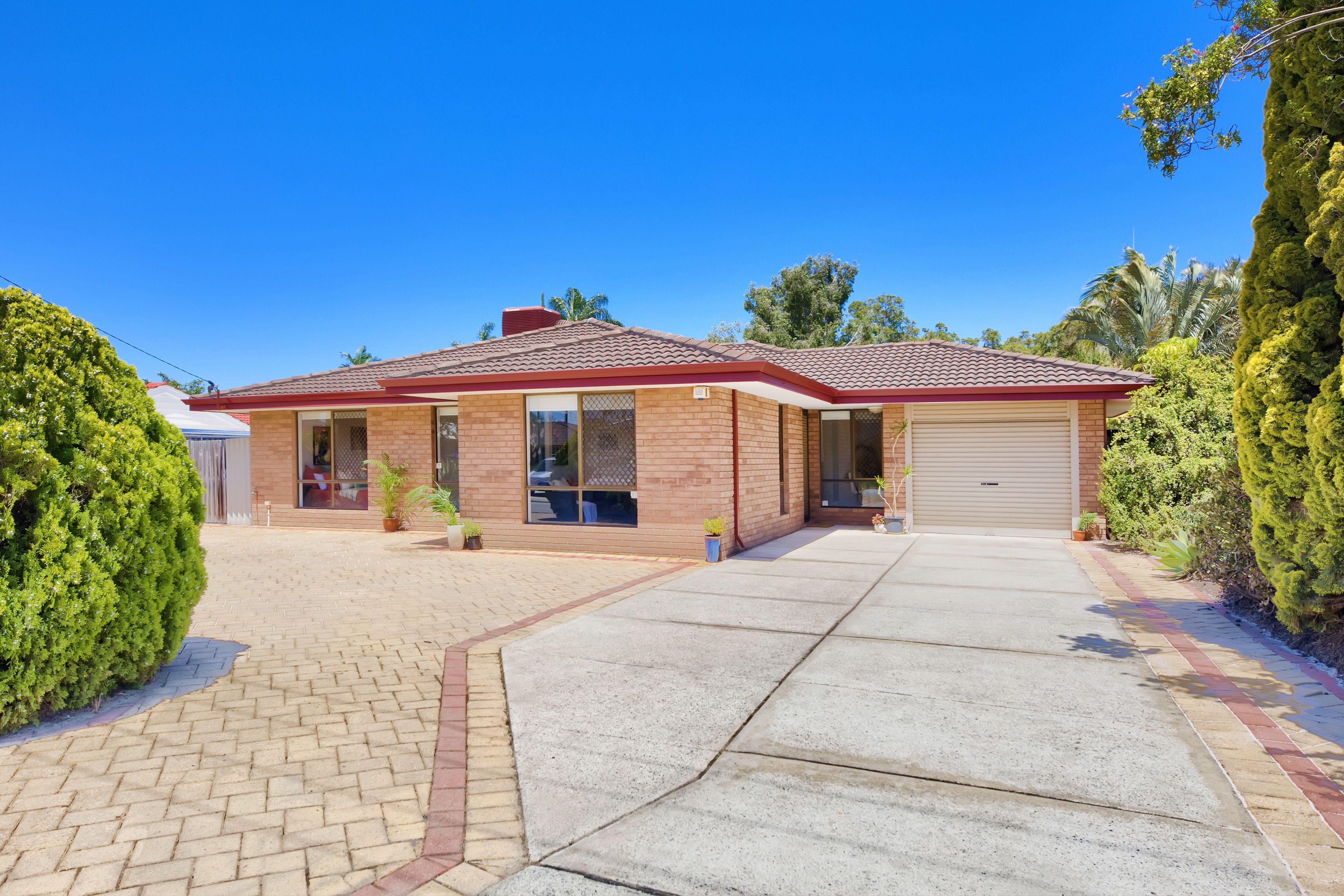 10 SINCLAIR Place, Morley, WA 6062 - Sold House - Ray White Whiteman ...