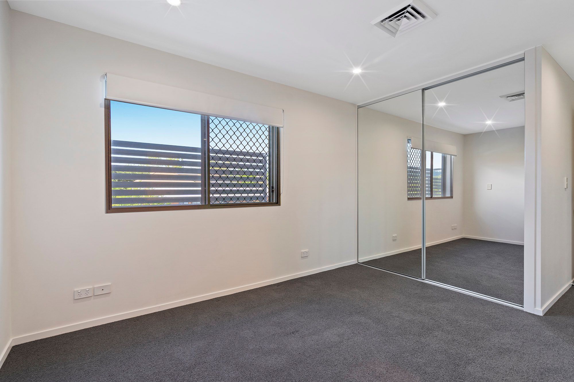 17/27 York Street, Indooroopilly, QLD 4068 - Sold Apartment - Ray White ...
