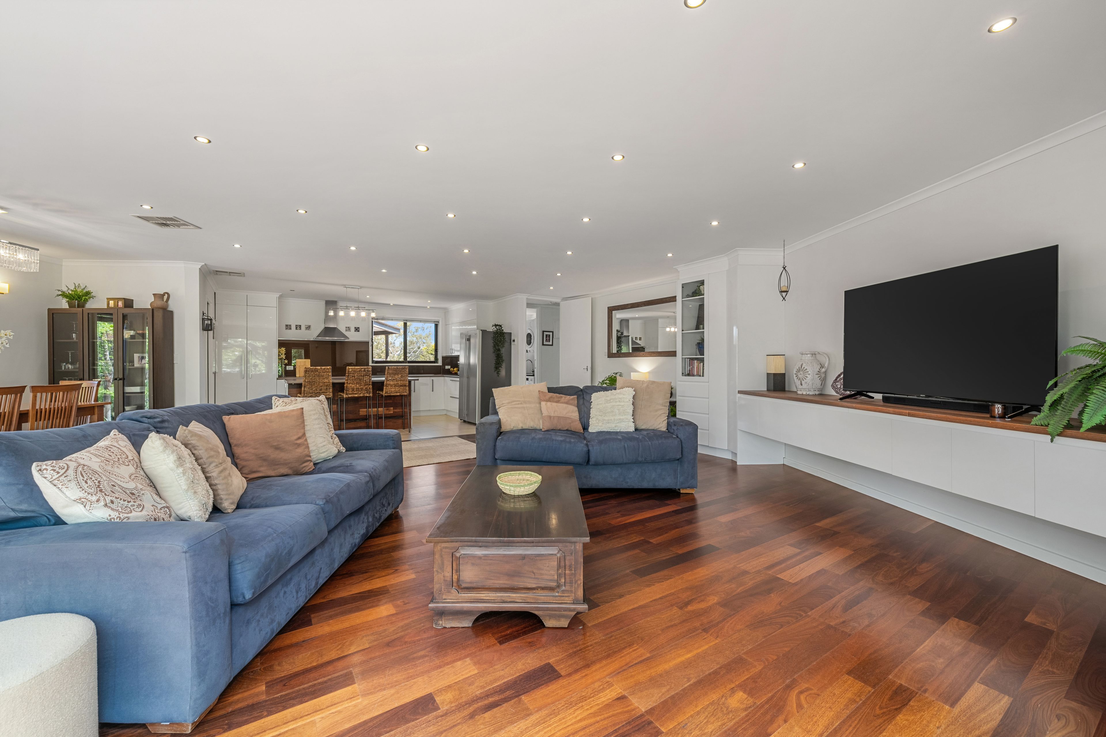 8 Roberts Street, Macquarie, ACT 2614 - Sold House - Ray White Canberra