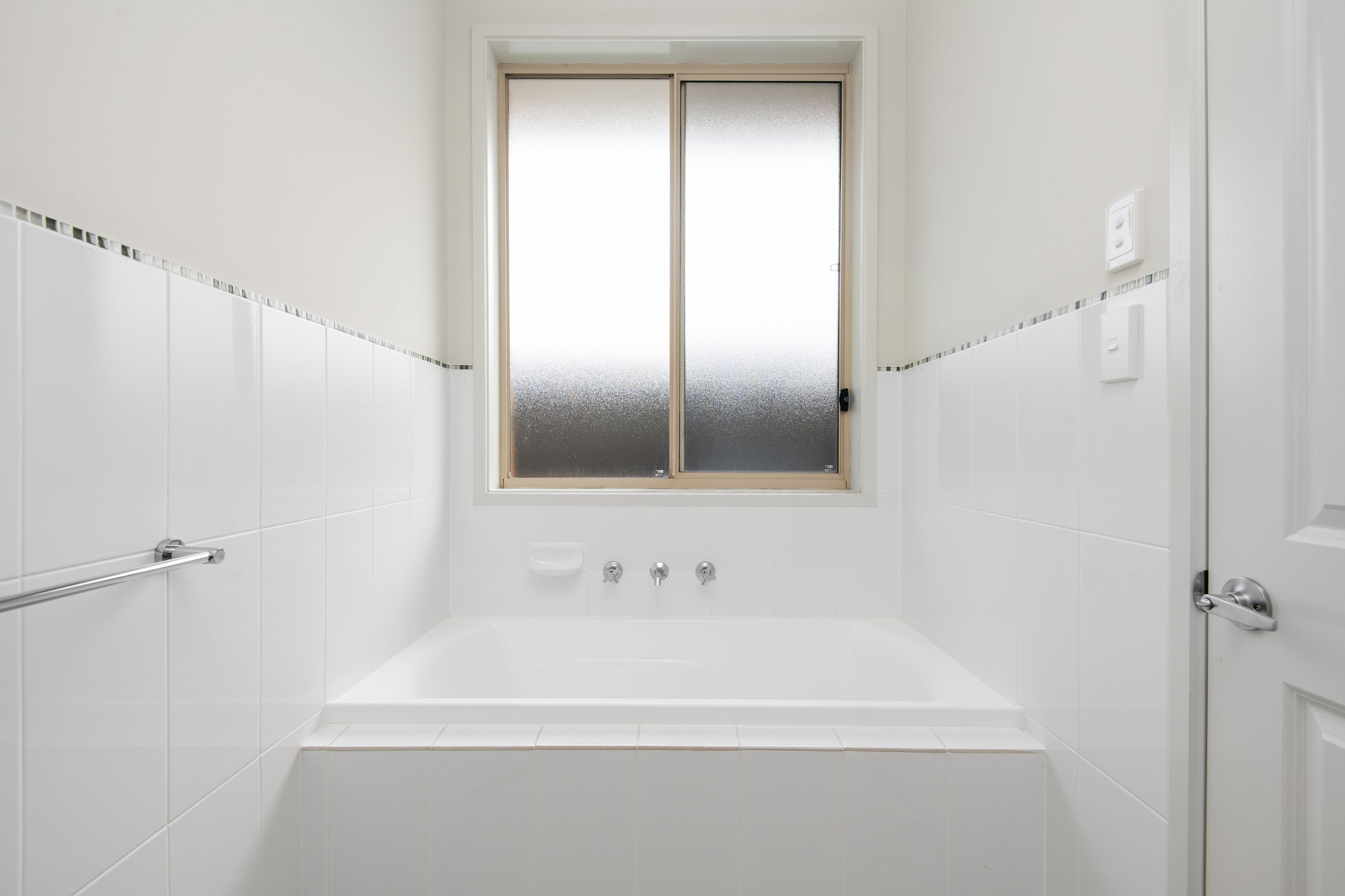 8 Rushton Court, Littlehampton, SA 5250 - House for Rent - Ray White ...