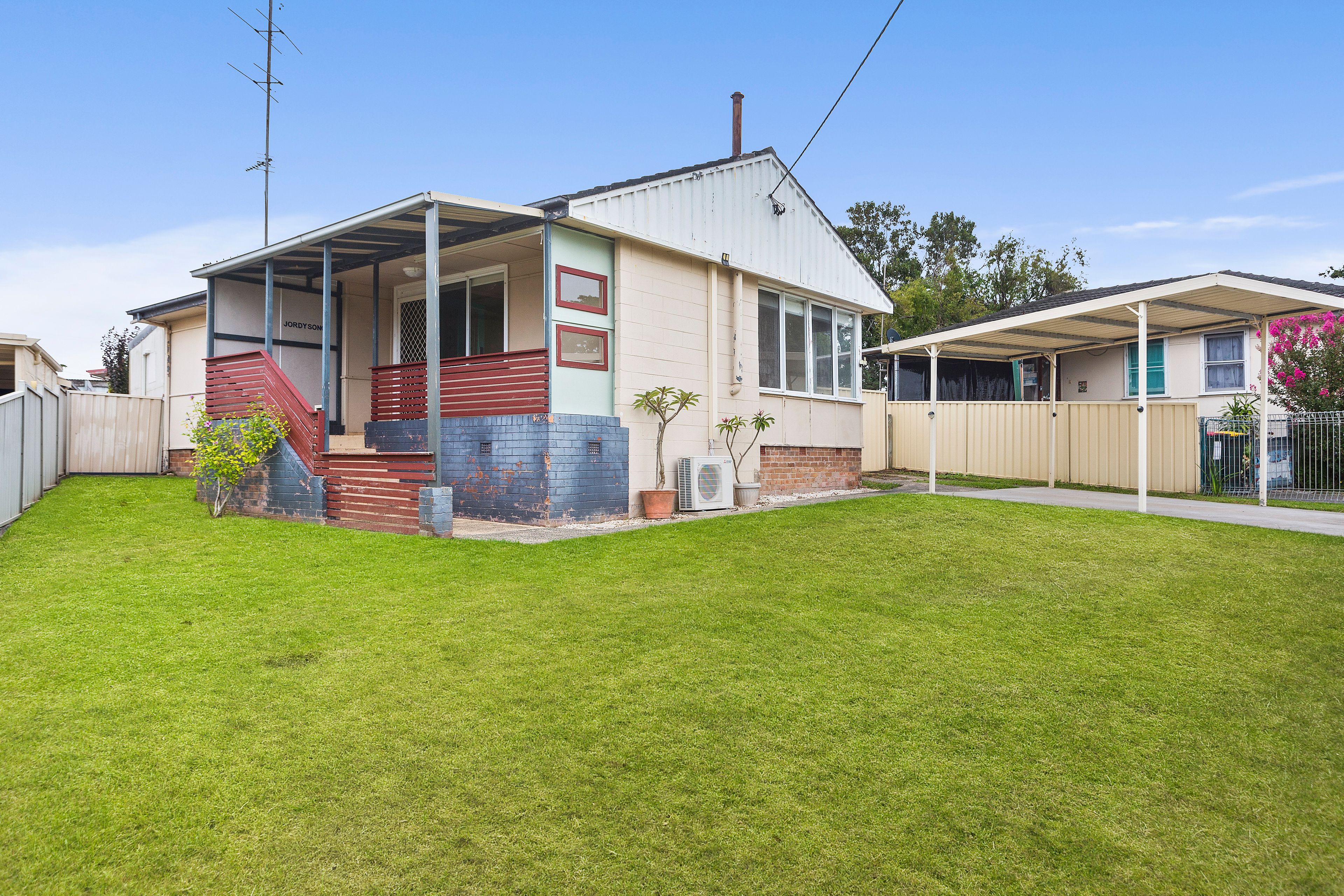48 Leawarra Avenue, Barrack Heights, NSW 2528 - Sold House - Ray White ...