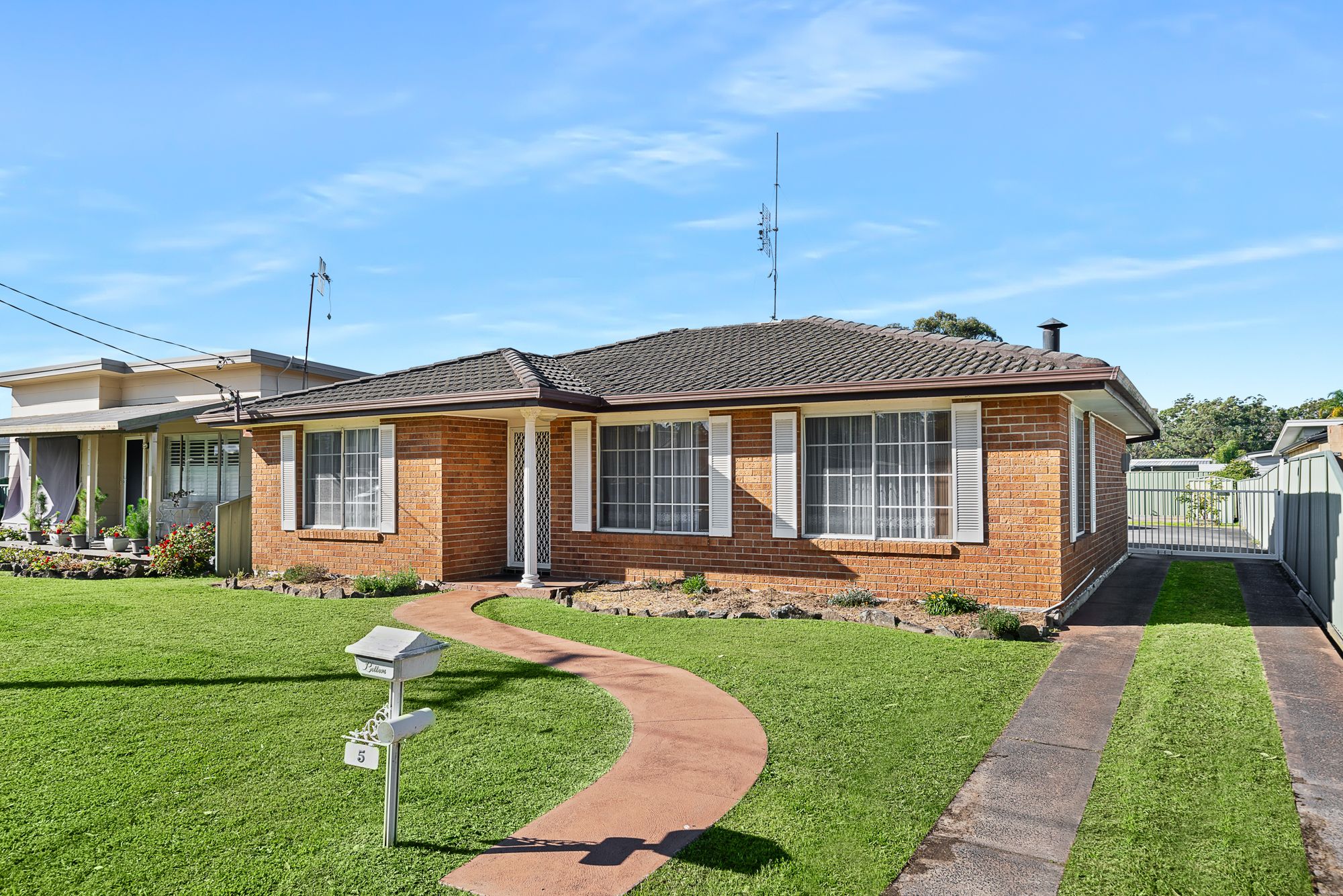 Ray White Berkeley Vale