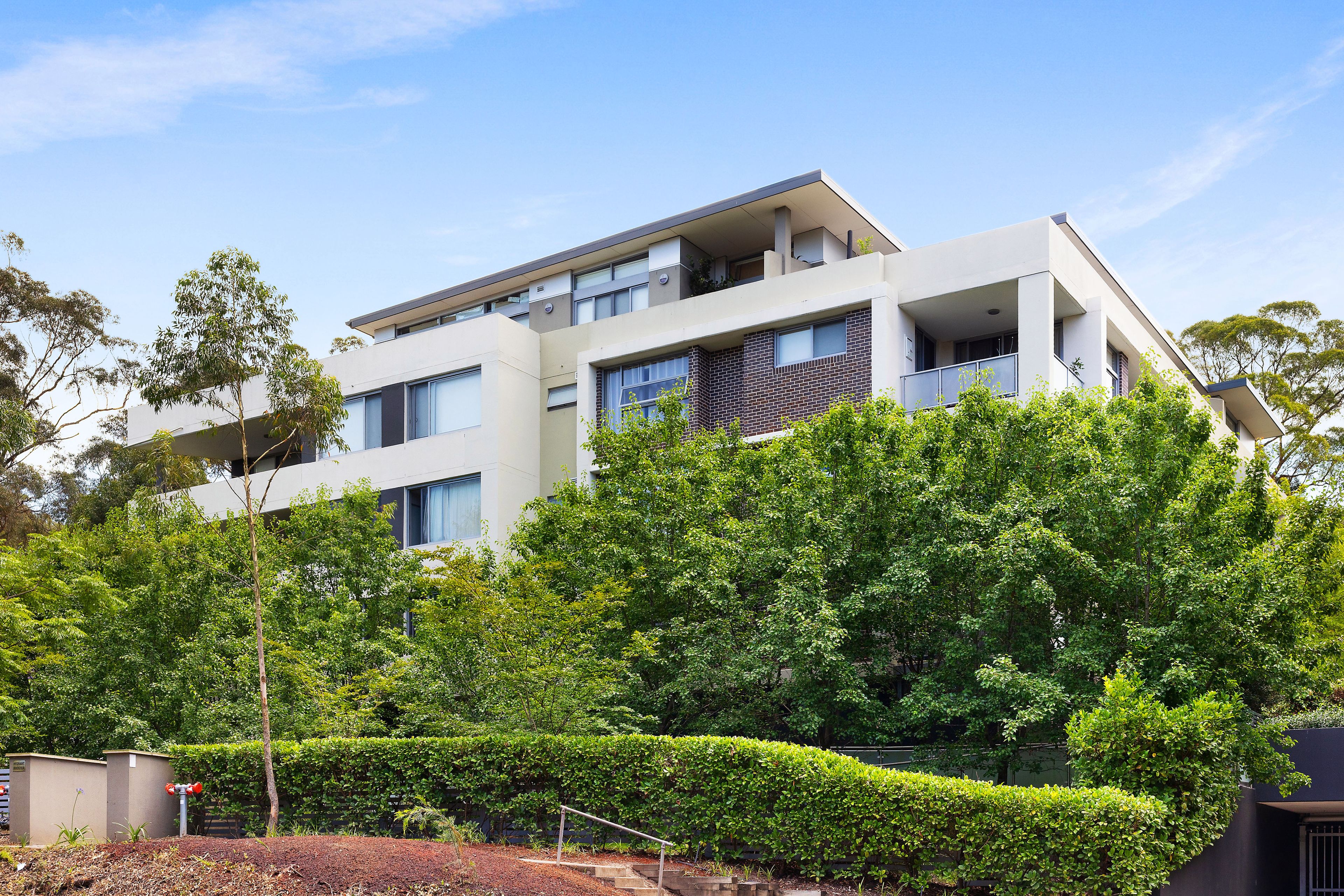 A301/2 Bobbin Head Road, Pymble, NSW 2073 - Apartment for Rent - Ray ...