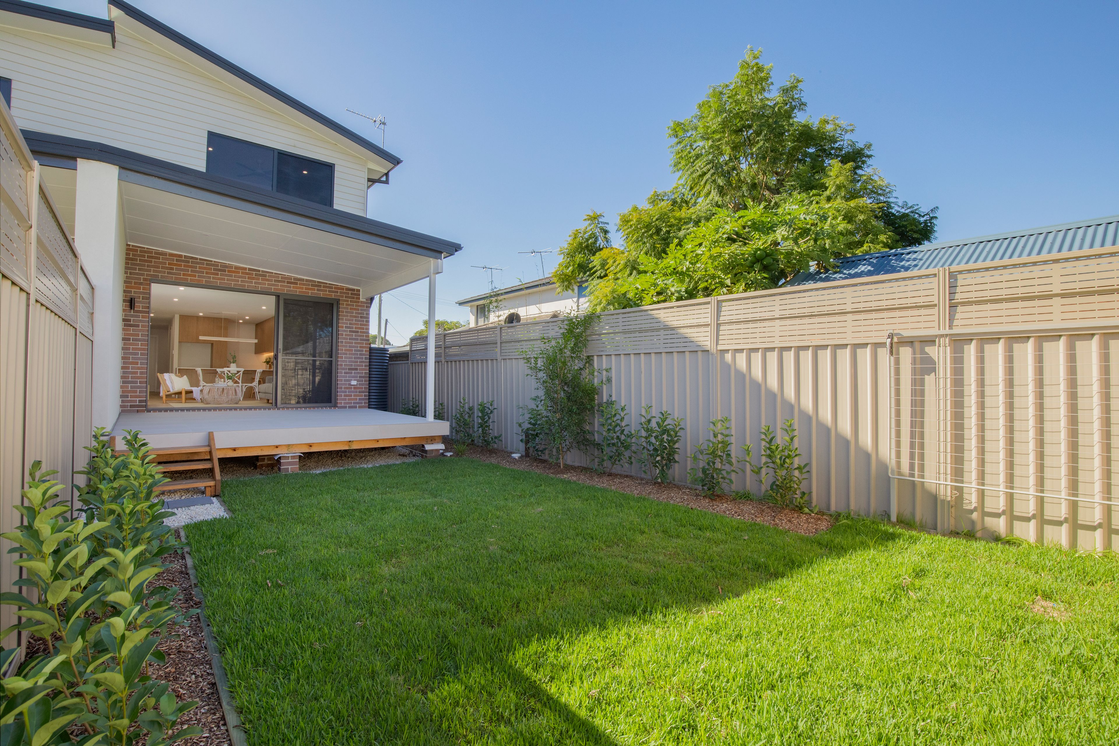 115 Everton Street, Hamilton, NSW 2303 - DuplexSemi-detached for Rent ...