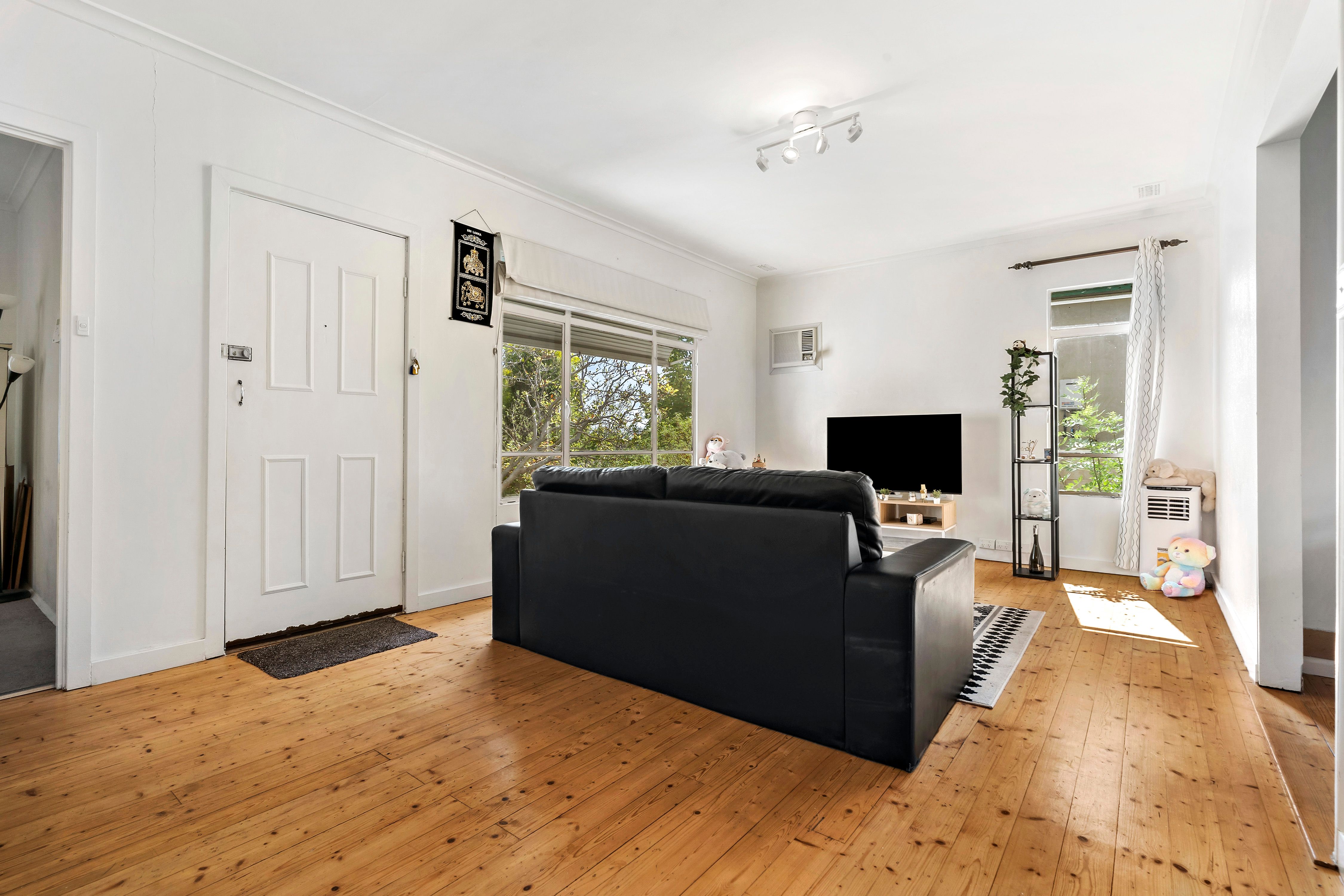 1/12 Euroka Street, Chadstone, VIC 3148 - Sold Unit - Ray White Clayton