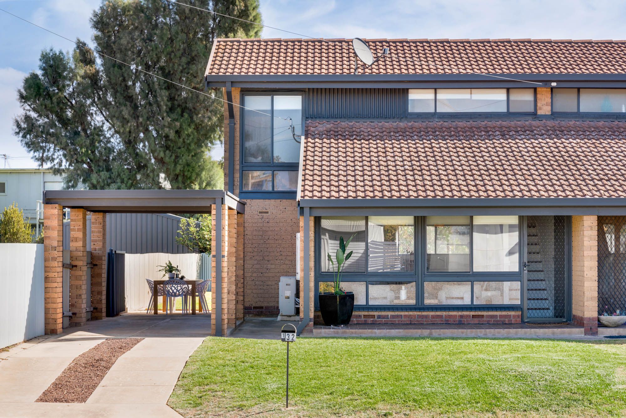 Ray White Woodcroft
