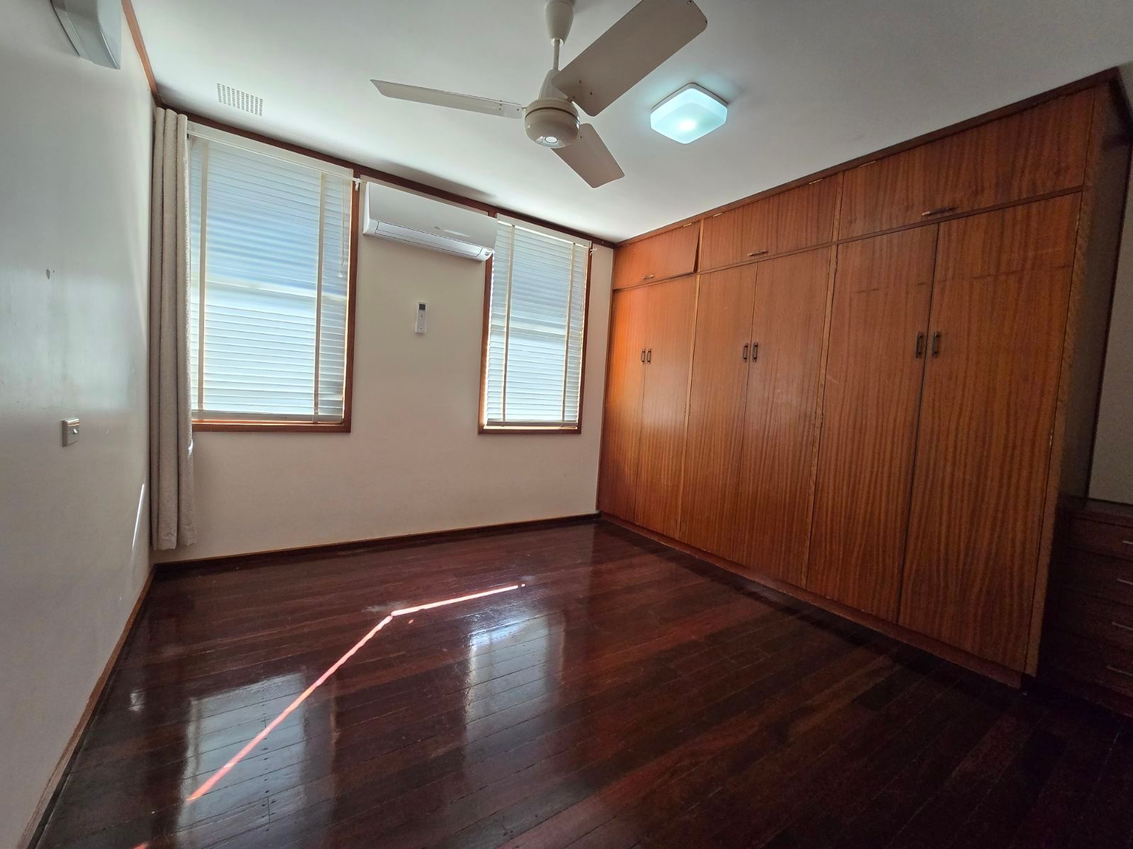 25 Craggs Court, Brown Range, WA 6701 - Leased House - Ray White Carnarvon