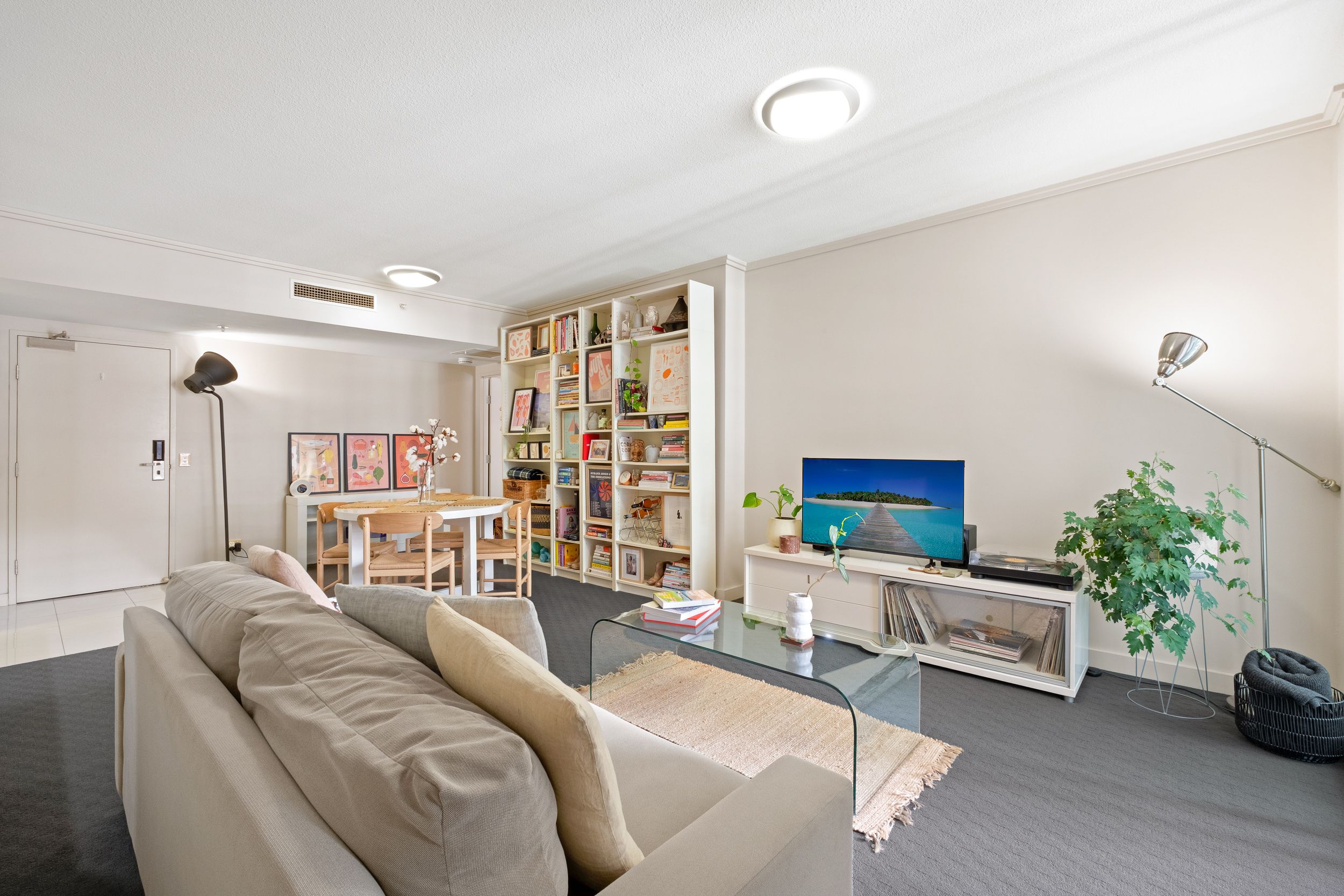 1407/108 Albert Street, Brisbane City, QLD 4000 - Sold Apartment - Ray ...