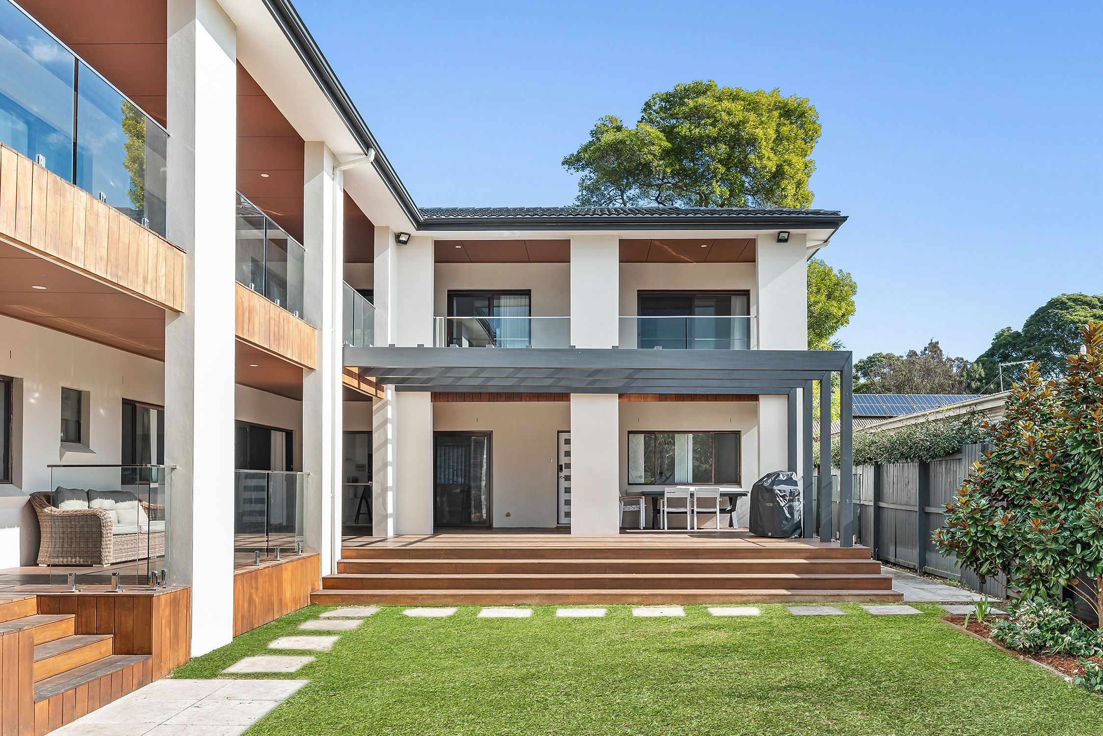 18 Herberton Avenue, Hunters Hill, NSW 2110 - House for Rent - Ray ...