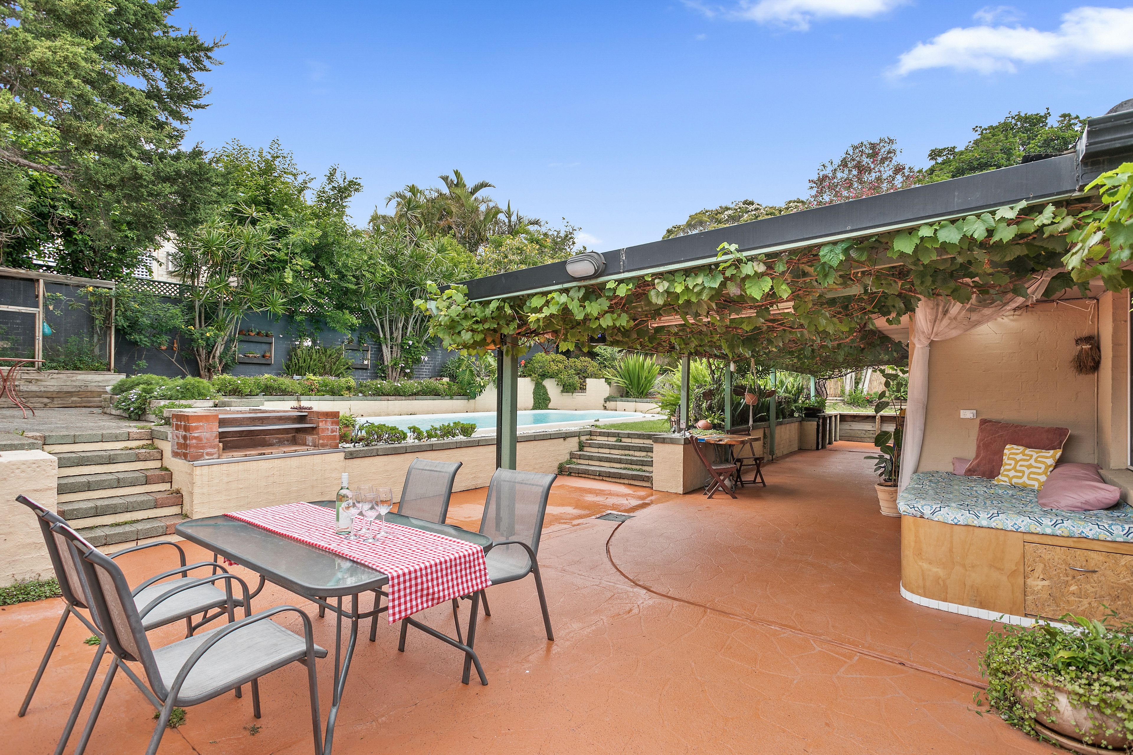 11 Govett Crescent, Figtree, NSW 2525 - Sold House - Ray White Wollongong