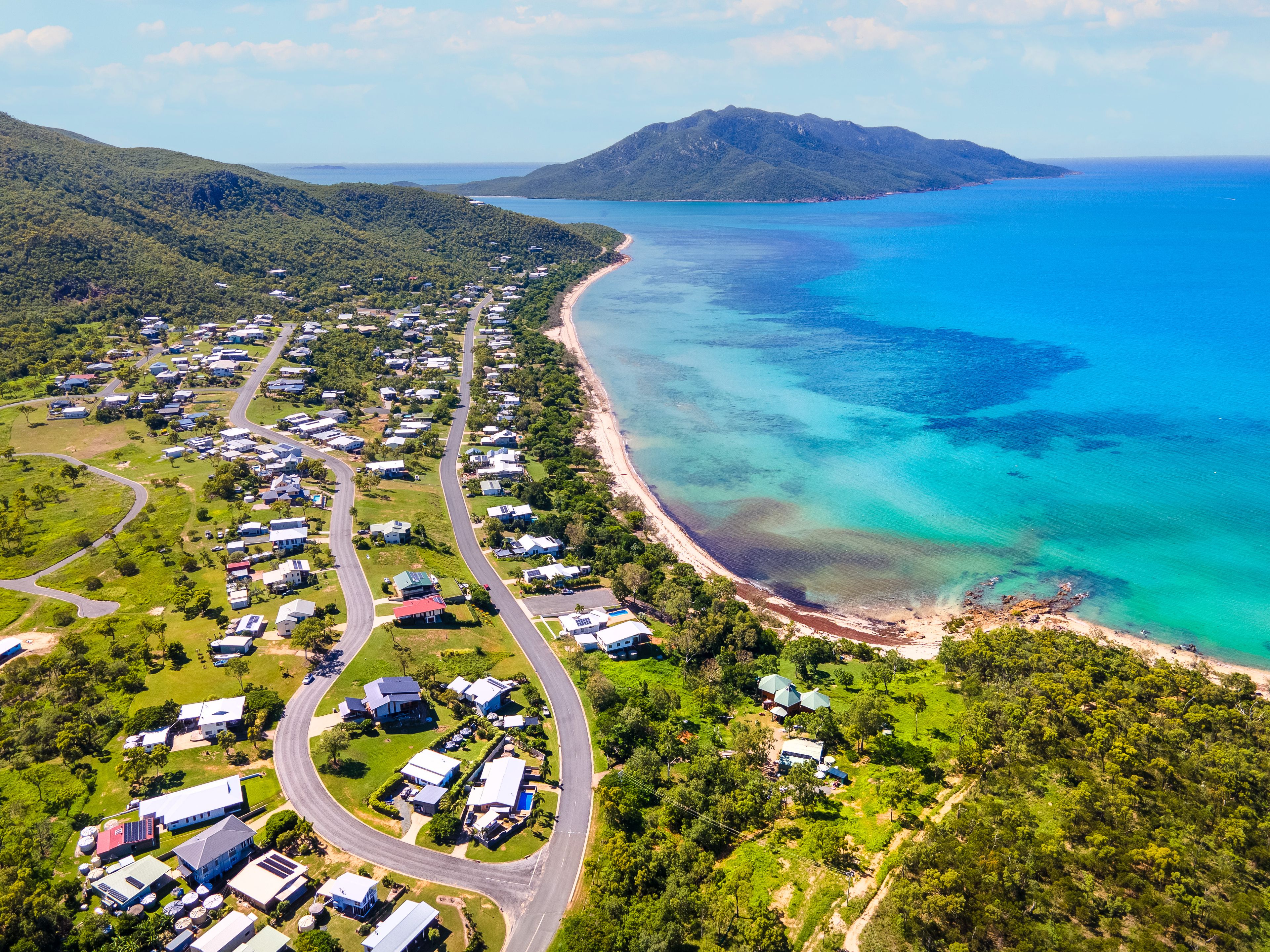 8 Gloucester Avenue, Hideaway Bay, QLD 4800 - Land for Sale - Ray White ...